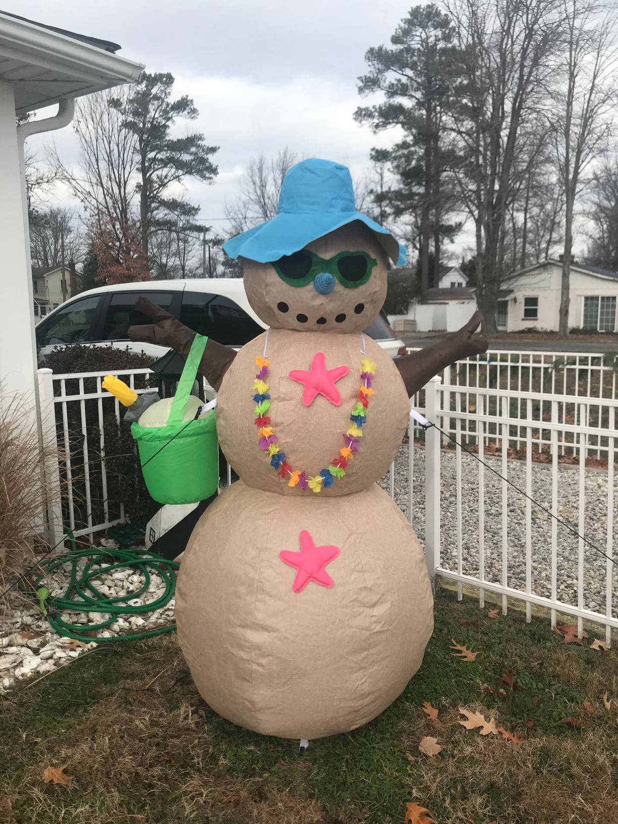 Amazon.com: 6' Air Blown Inflatable Mixed Media Beach Snowman w/Hat and ...