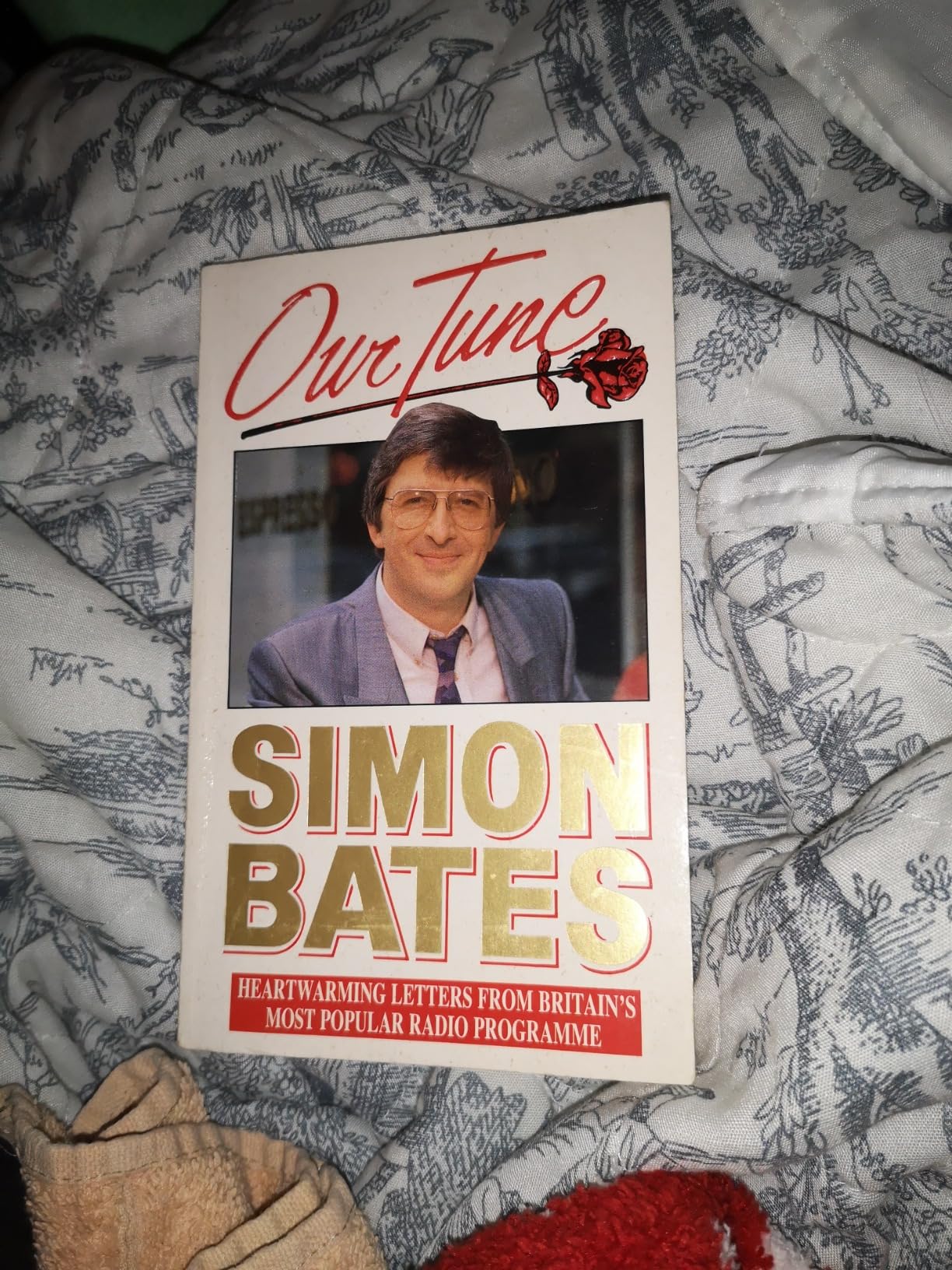 Our Tune: Amazon.co.uk: Bates, Simon: 9780099840503: Books