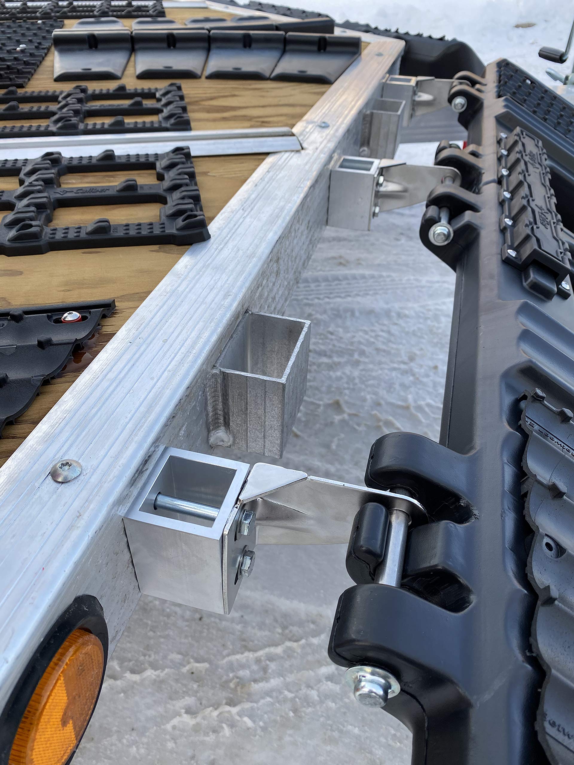 Amazon.com: Caliber CA0209 V-Front Ramp Shield Adapter Kit for Aluma ...