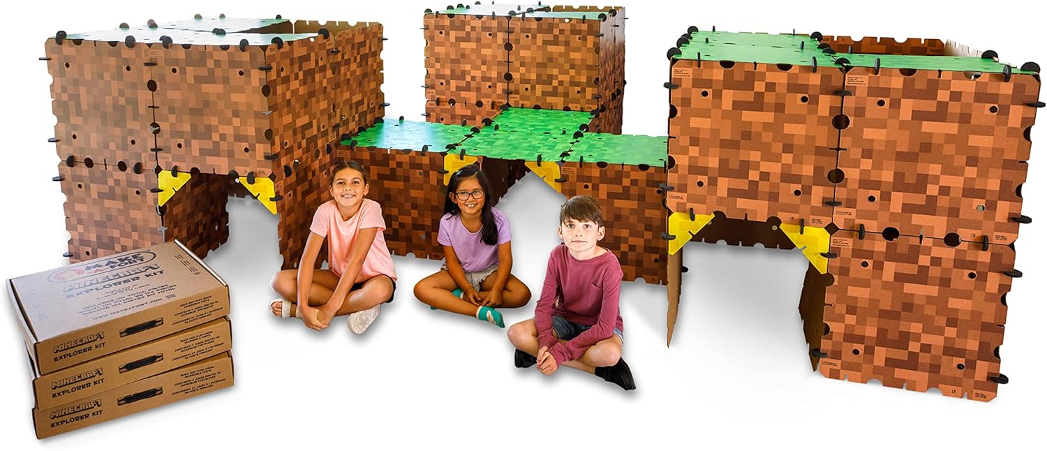 Amazon.com: Minecraft Explorer Kit - Build Minecraft in The Real World ...