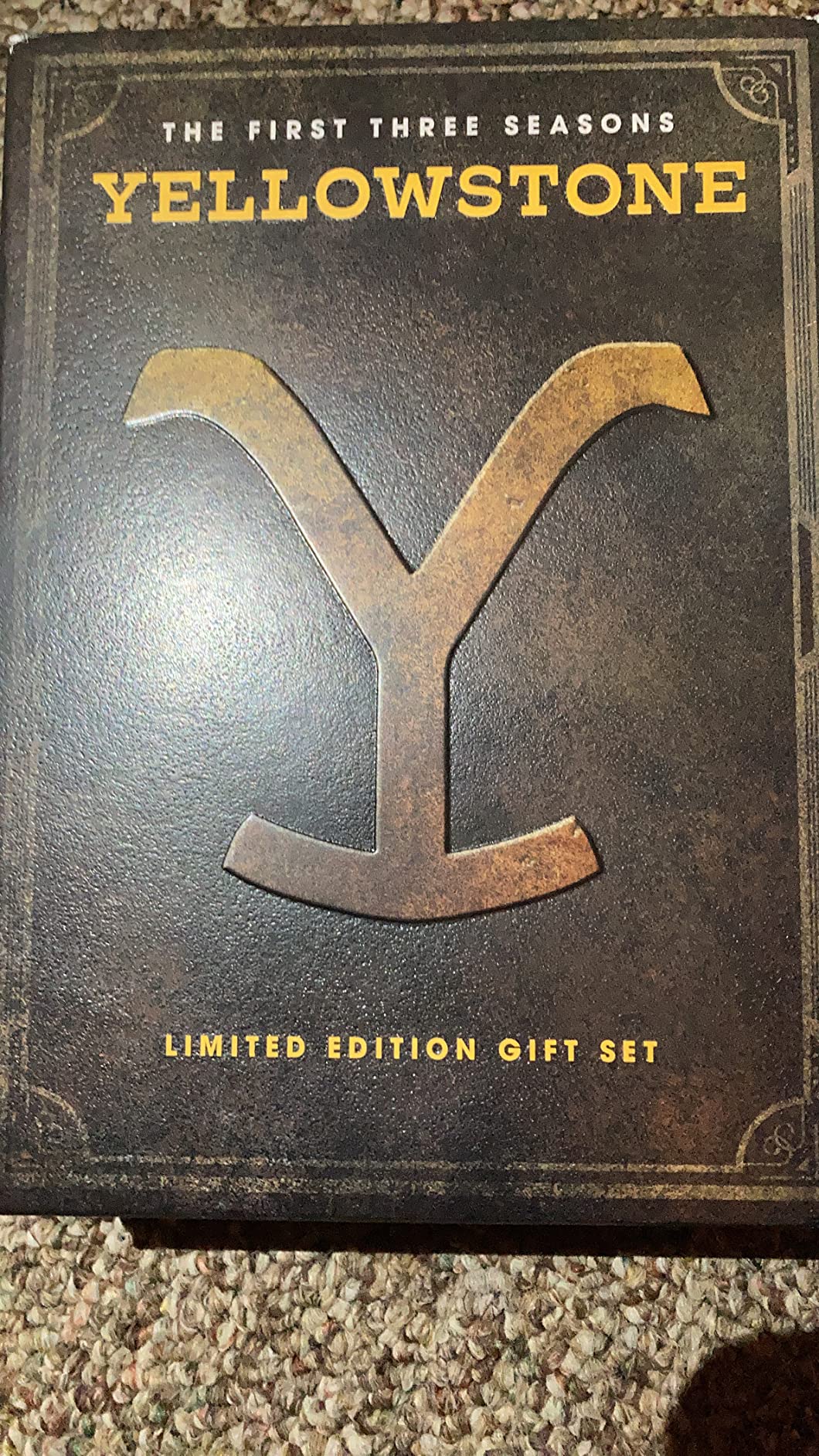 Amazon.com: Yellowstone: Complete Seasons 1 - 3 1 2 3 DVD Box Set ...