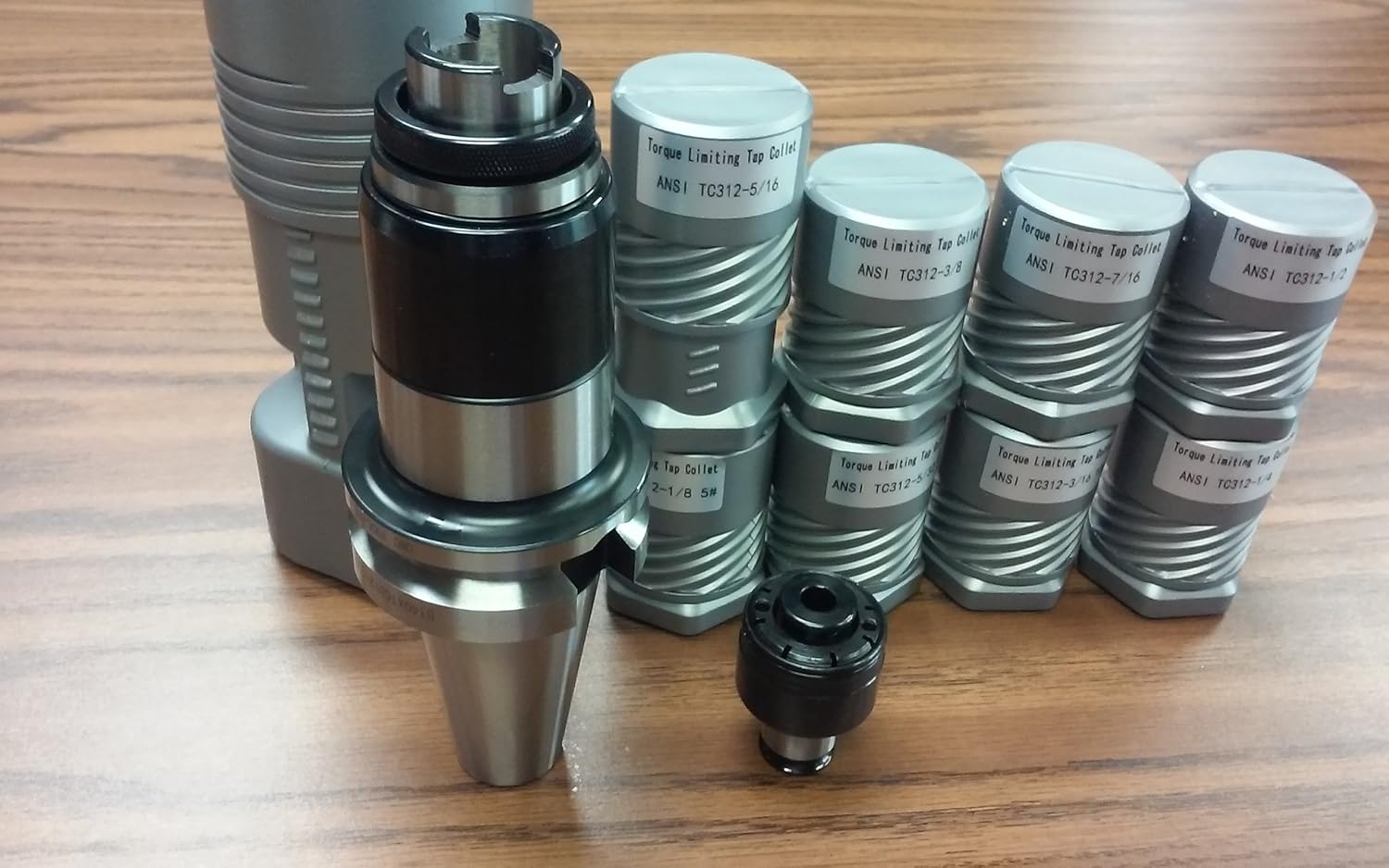 BT40 tapping head,tapping collet chuck w. 8 torque control T-type ...