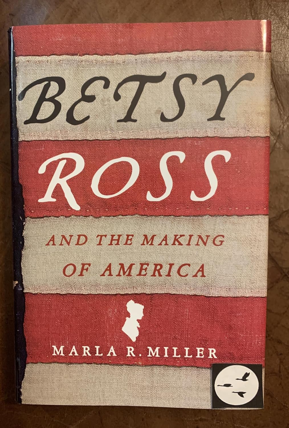 Amazon.com: Betsy Ross and the Making of America: 9780805082975: Miller ...