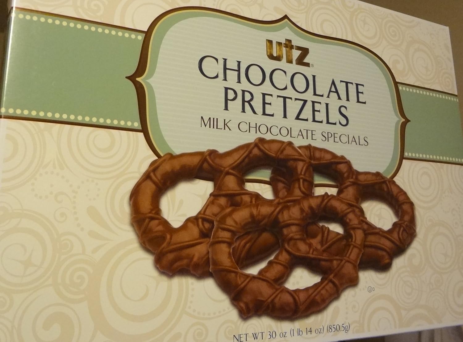 Amazon.com: Utz Chocolate Pretzels Milk Chocolate Specials 30 Oz ...