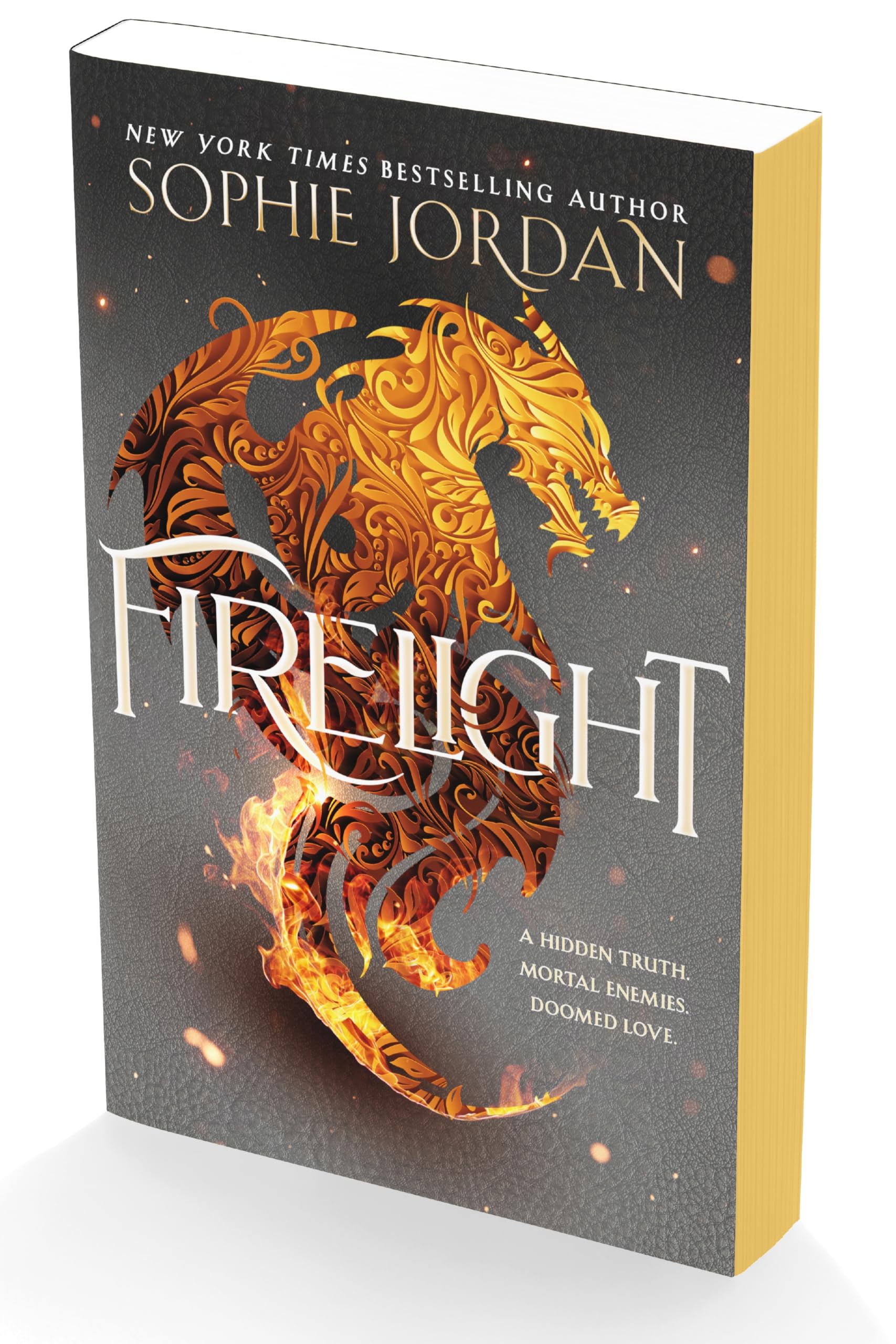 Amazon.com: Firelight (Firelight, 1): 9780063399693: Jordan, Sophie: Books