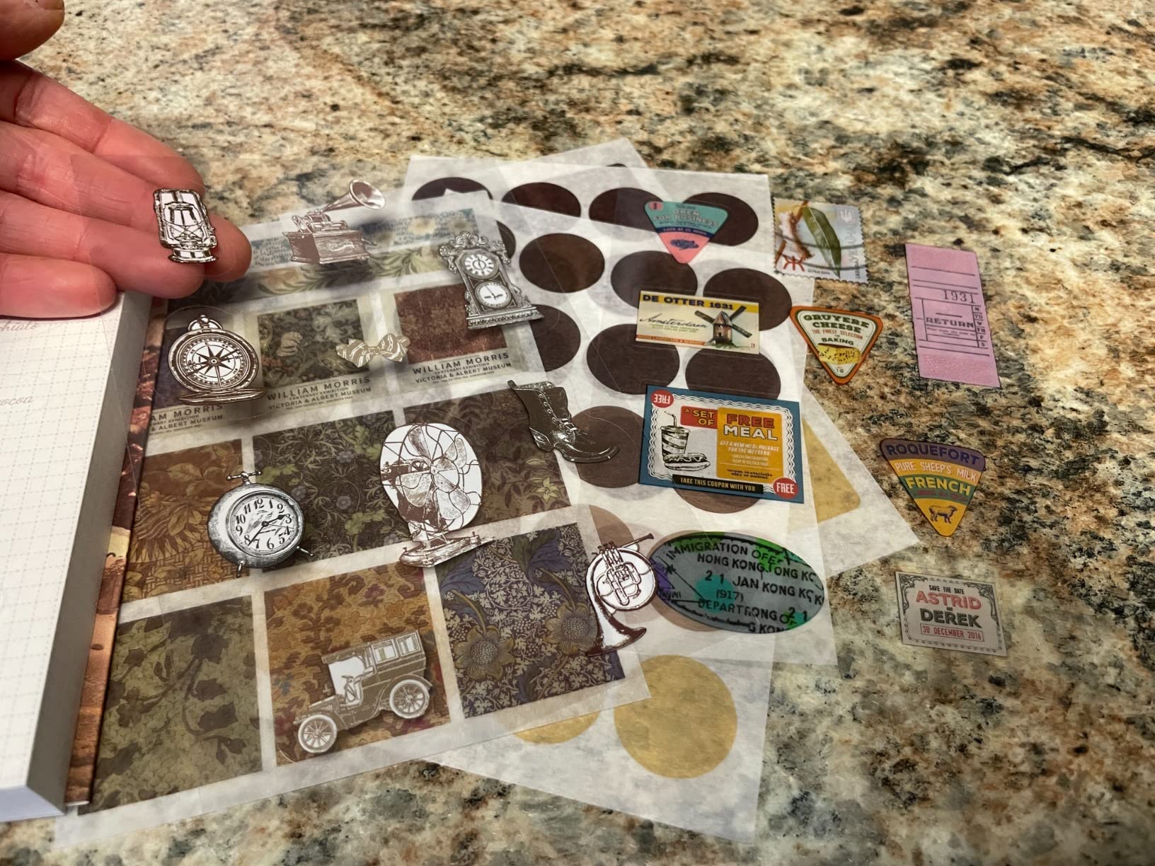 $3/mo - Finance 348 Pcs Vintage Scrapbook Kit, Aesthetic Scrapbooking ...