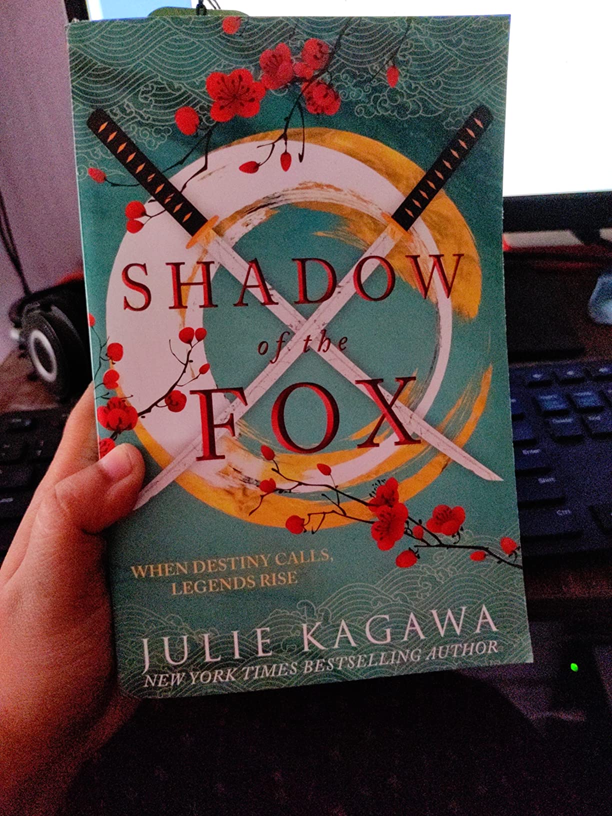 Shadow Of The Fox: The gripping epic fantasy from New York Times ...