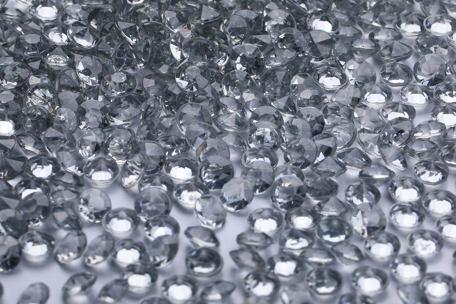 Amazon.com: Angzhia 2000 pcs/pack Wedding Table Scatter Confetti ...