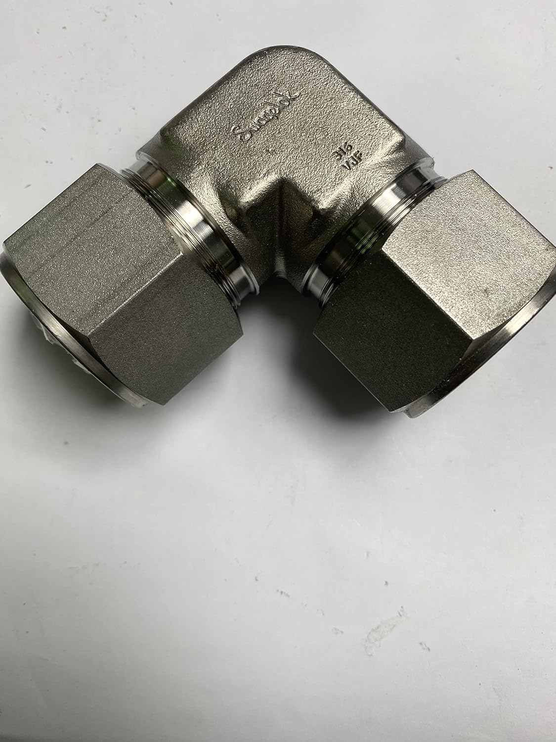 Amazon.com: Swagelok Stainless Steel Swagelok Tube Fitting, Union Elbow, 1 1/2 in. Tube OD, P/N ...