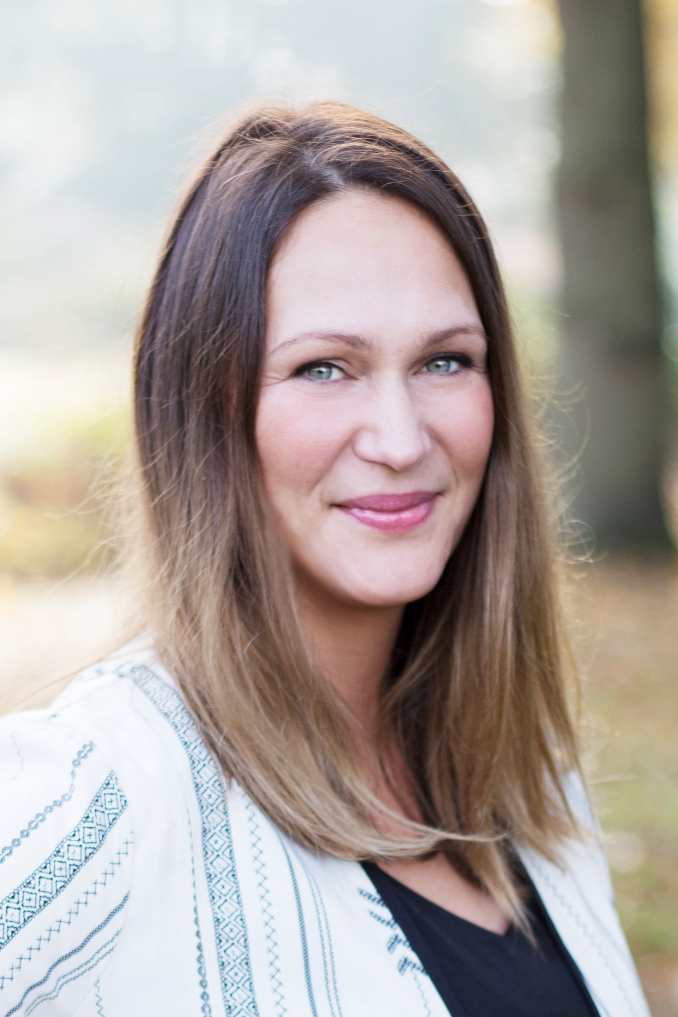 Amazon.co.uk: Lucy Whigham: books, biography, latest update