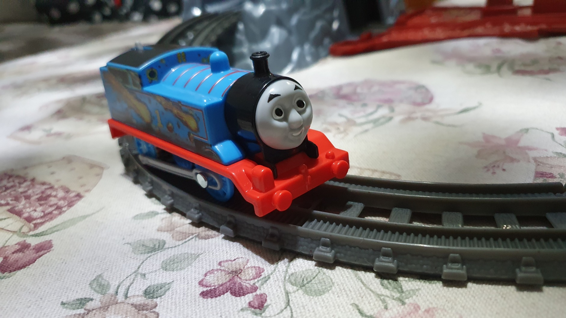 This Thomas & Friends motorized toy train set lets kids join Thomas on ...
