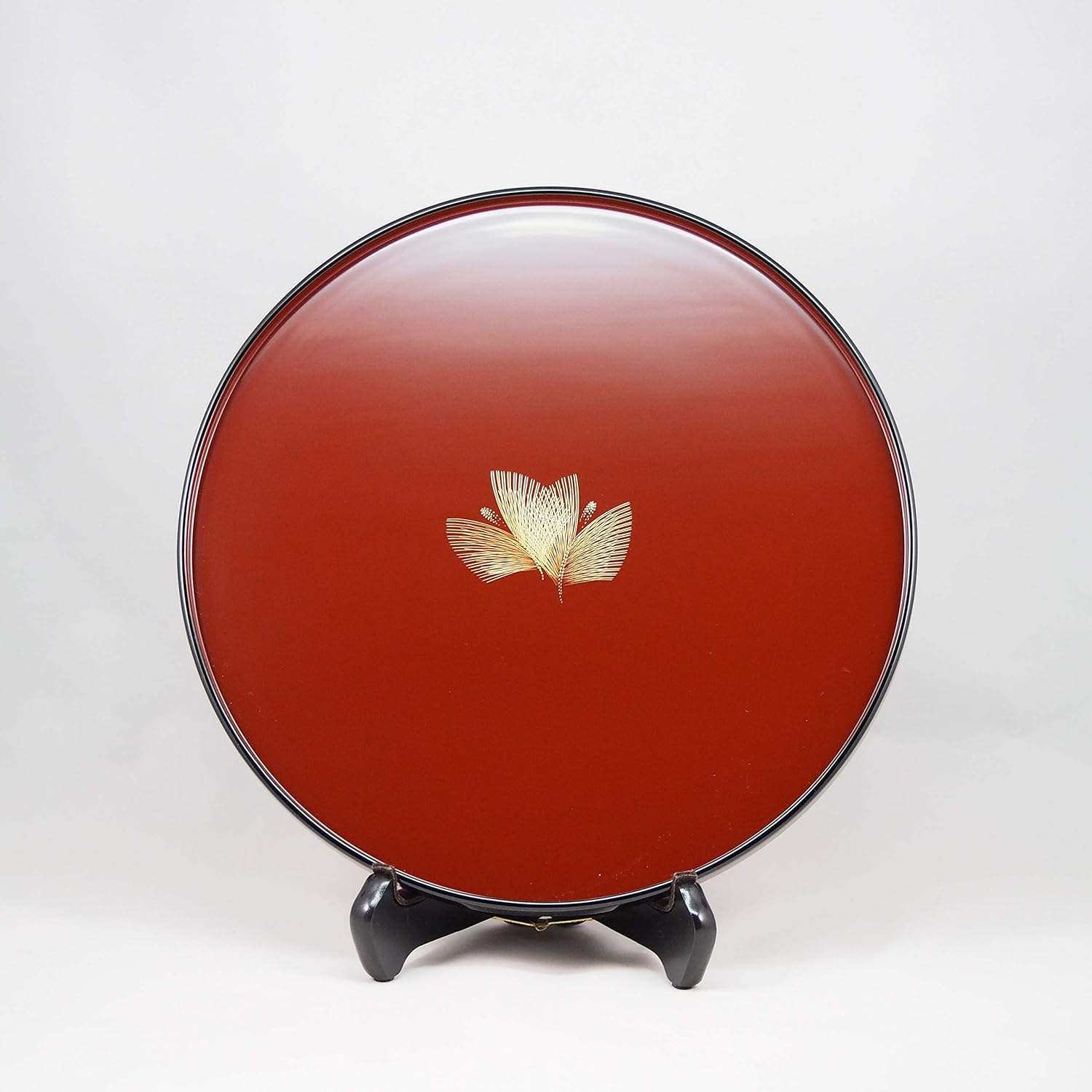 Amazon｜輪島塗しおやす漆器工房(Shioyasu Urushi Ware) 盆 黒内うるみ 直径30㎝高さ2㎝｜トレイ・盆 オンライン通販