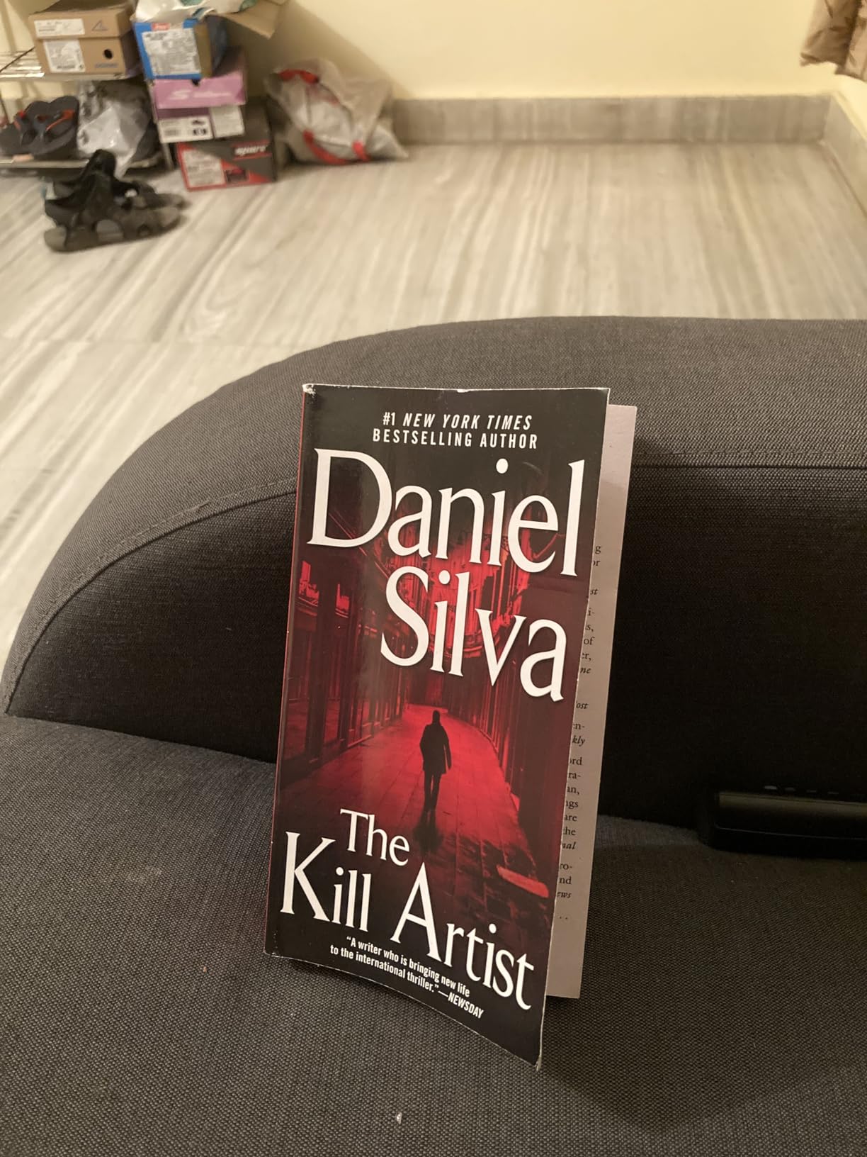 The Kill Artist (Gabriel Allon Book 1) eBook : Silva, Daniel: Amazon.in ...