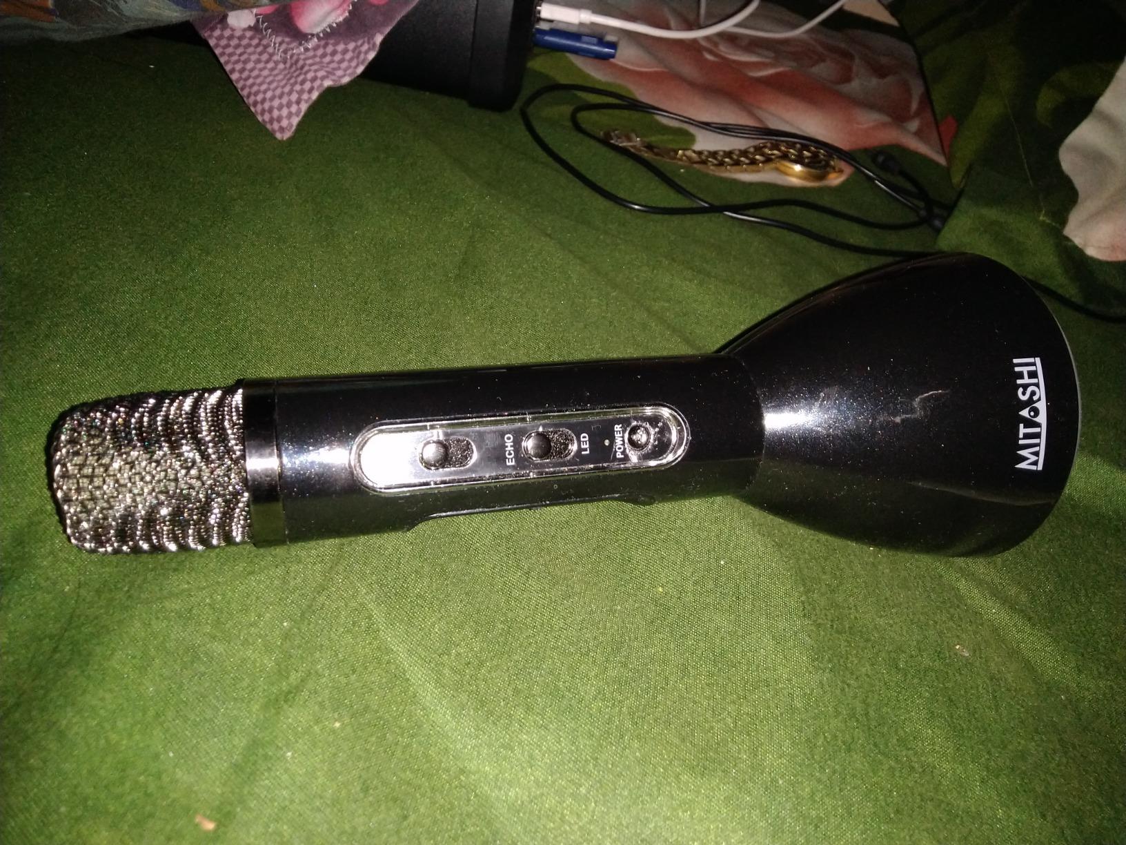 Mitashi MK1012 Wireless Karaoke Mic with Inbuilt Speakers and Bluetooth ...