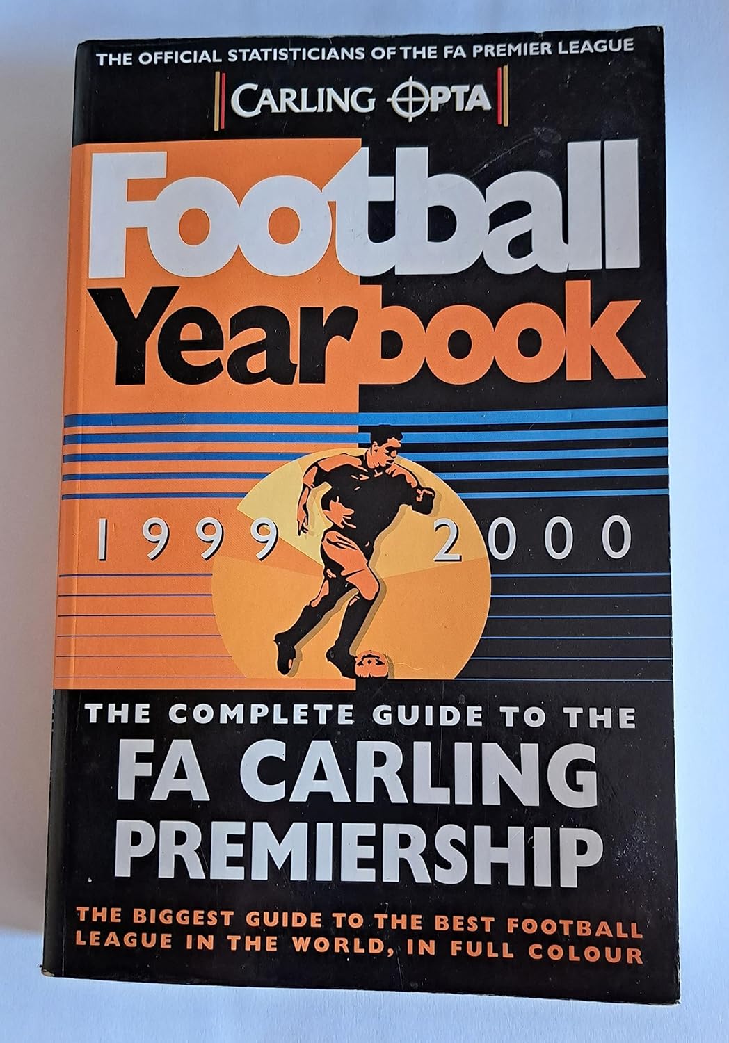 The Carling Opta Football Yearbook: 1999-2000: Angus Loughran ...
