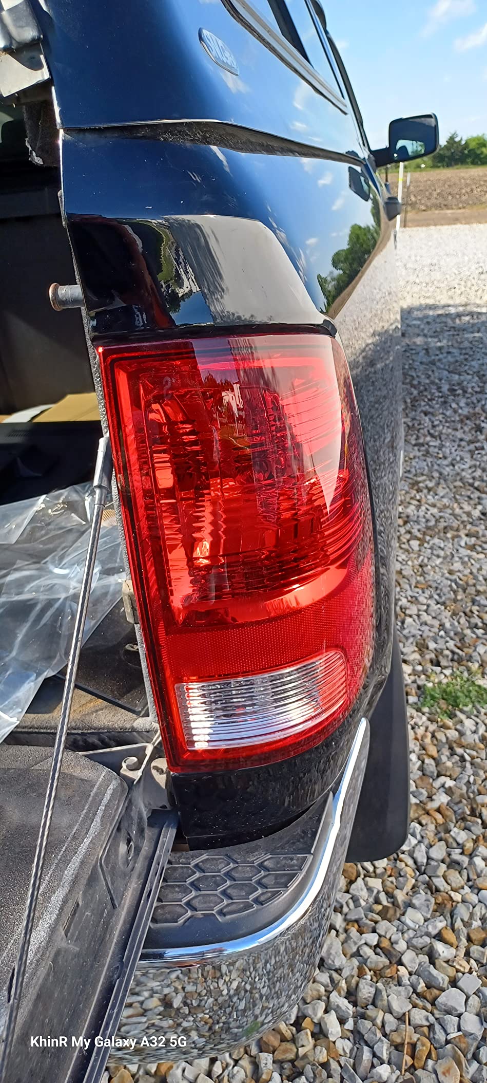 Amazon.com: MAYELLO Left Driver Side Tail Light Assembly Compatible ...