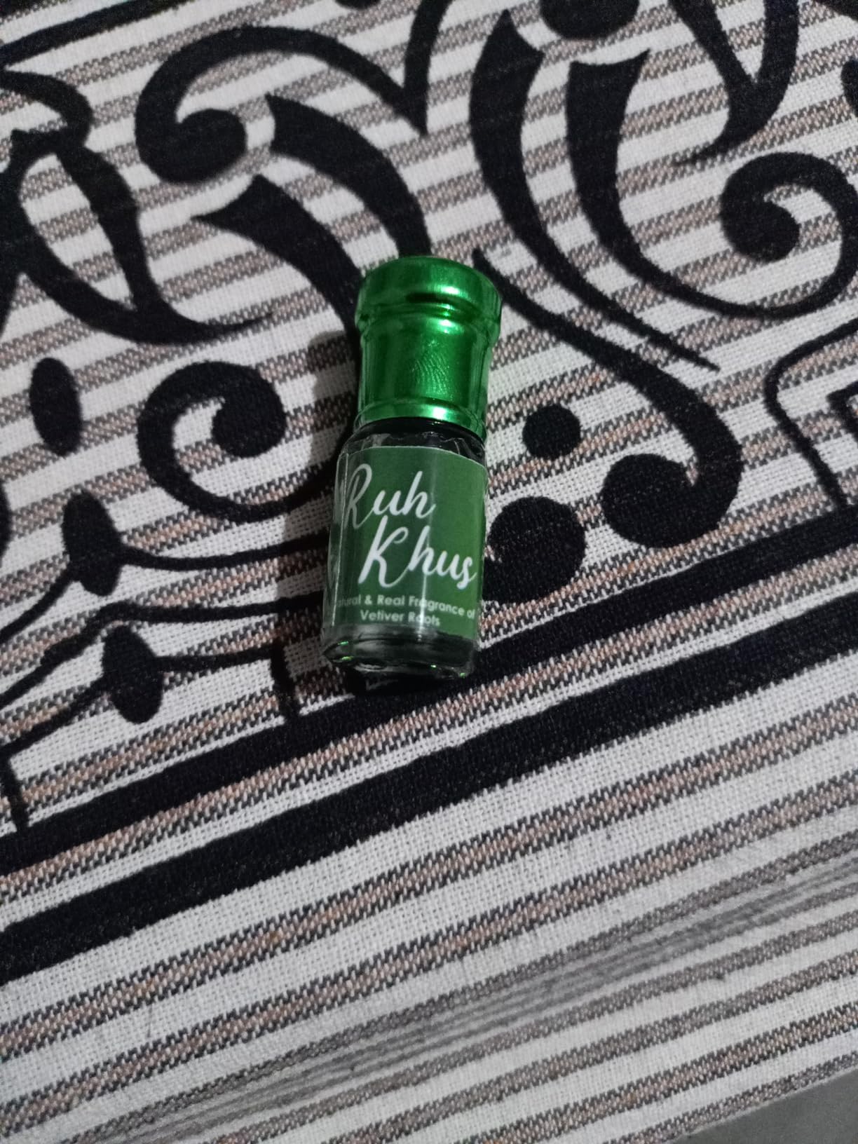 Parag Fragrances Ruh Khus Attar For Unisex, 3ml Natural Vetiver (Khus ...