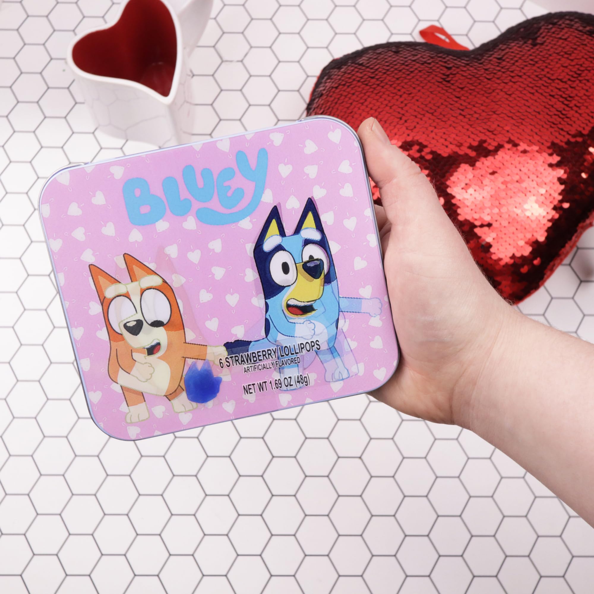 Snapklik.com : Bluey Valentines Lollipops Tin, Individually Wrapped ...