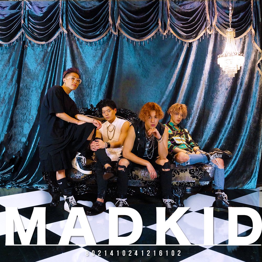 MADKID (DVD付 初回限定盤) - : Amazon.de: Musik-CDs & Vinyl