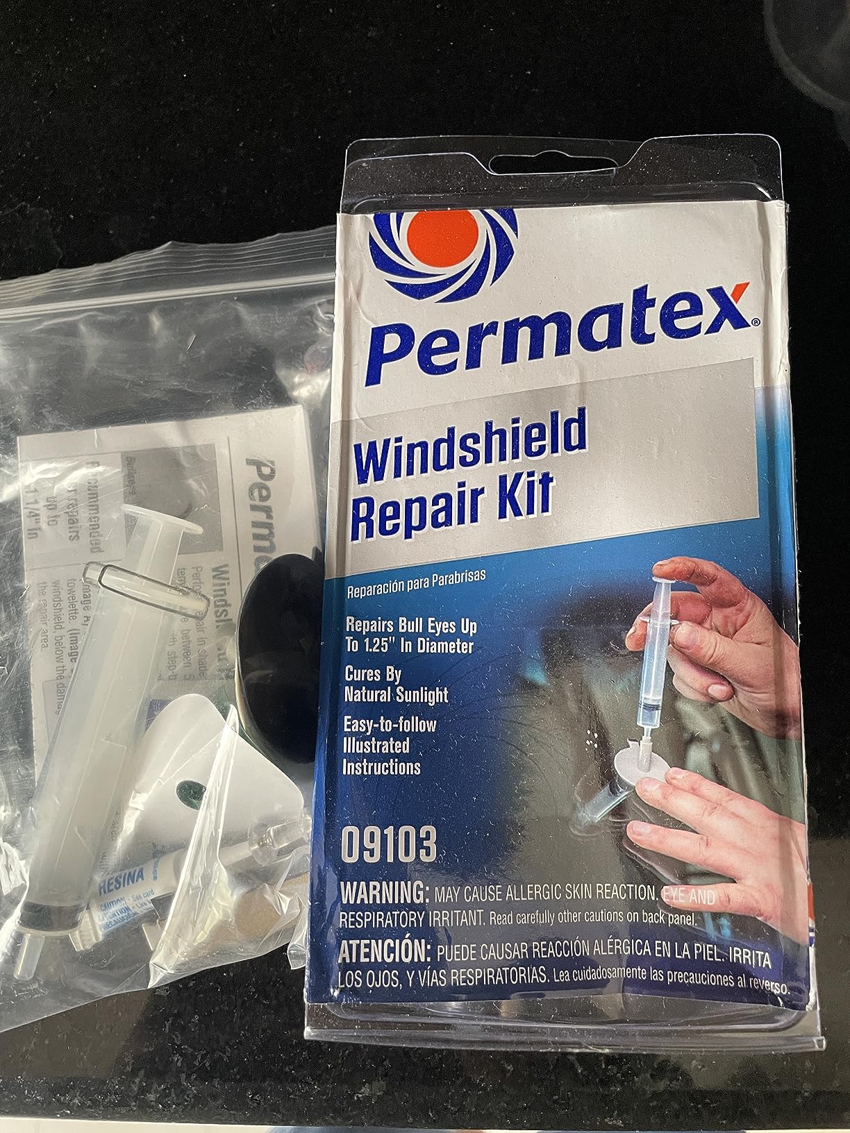 Permatex 16067 Bullseye Windshield Repair Kit.025 oz. Syringe : Amazon ...