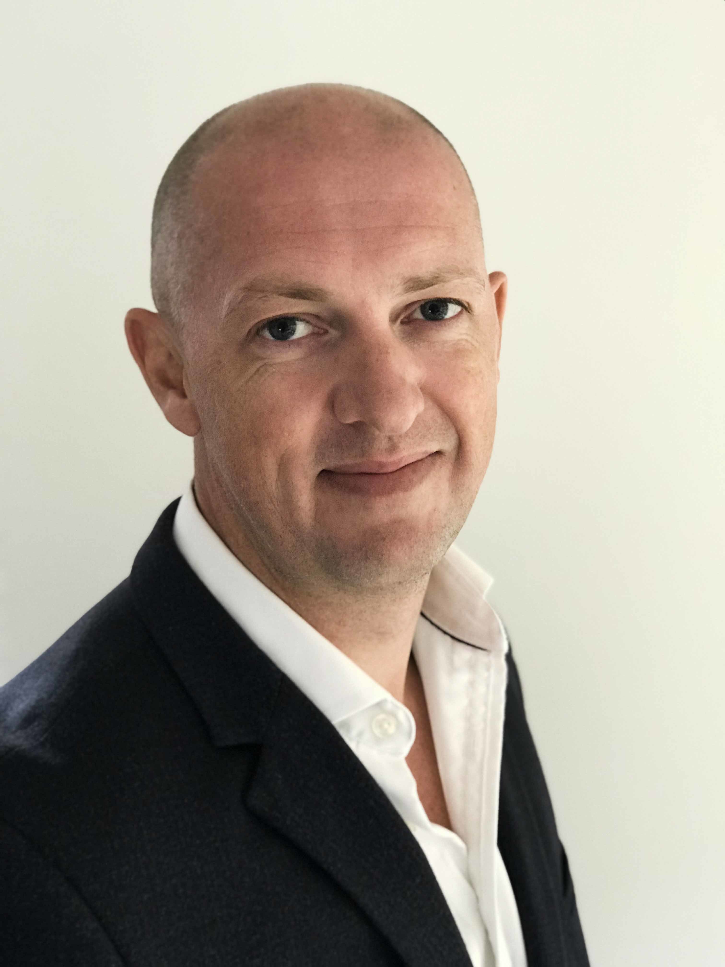 Amazon.co.uk: Cuan Mulligan: books, biography, latest update