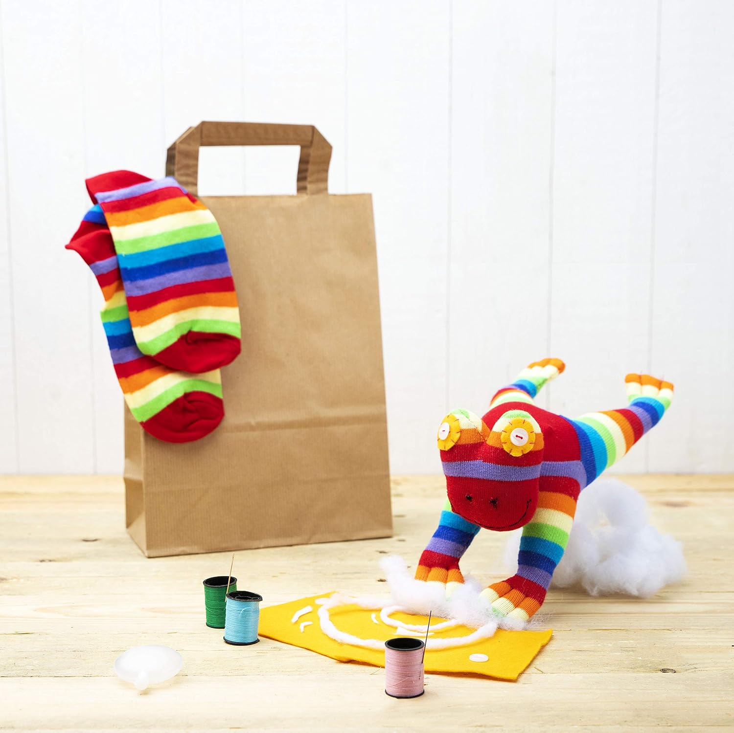 Sock Frog Craft Kit - Complete Craft Kit to Create Your Own Frog ...