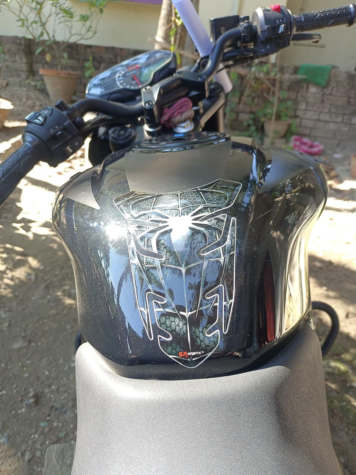 AutoMopix Spider Blak Universal Customize Decal Vinyl Bike Tank Pad ...