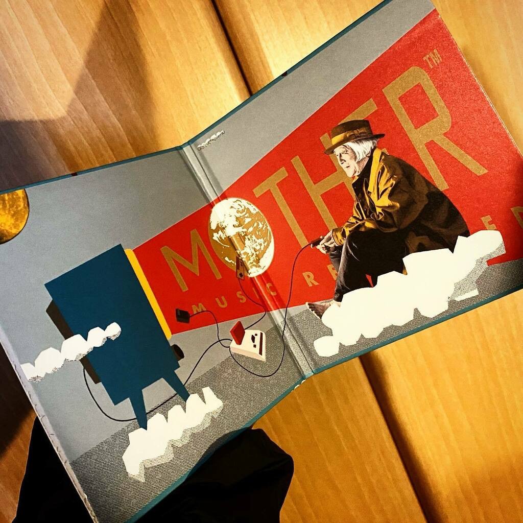 Amazon.co.jp: MOTHER MUSIC REVISITED〔DELUXE盤(CD2枚組)〕 - 鈴木慶一: ミュージック