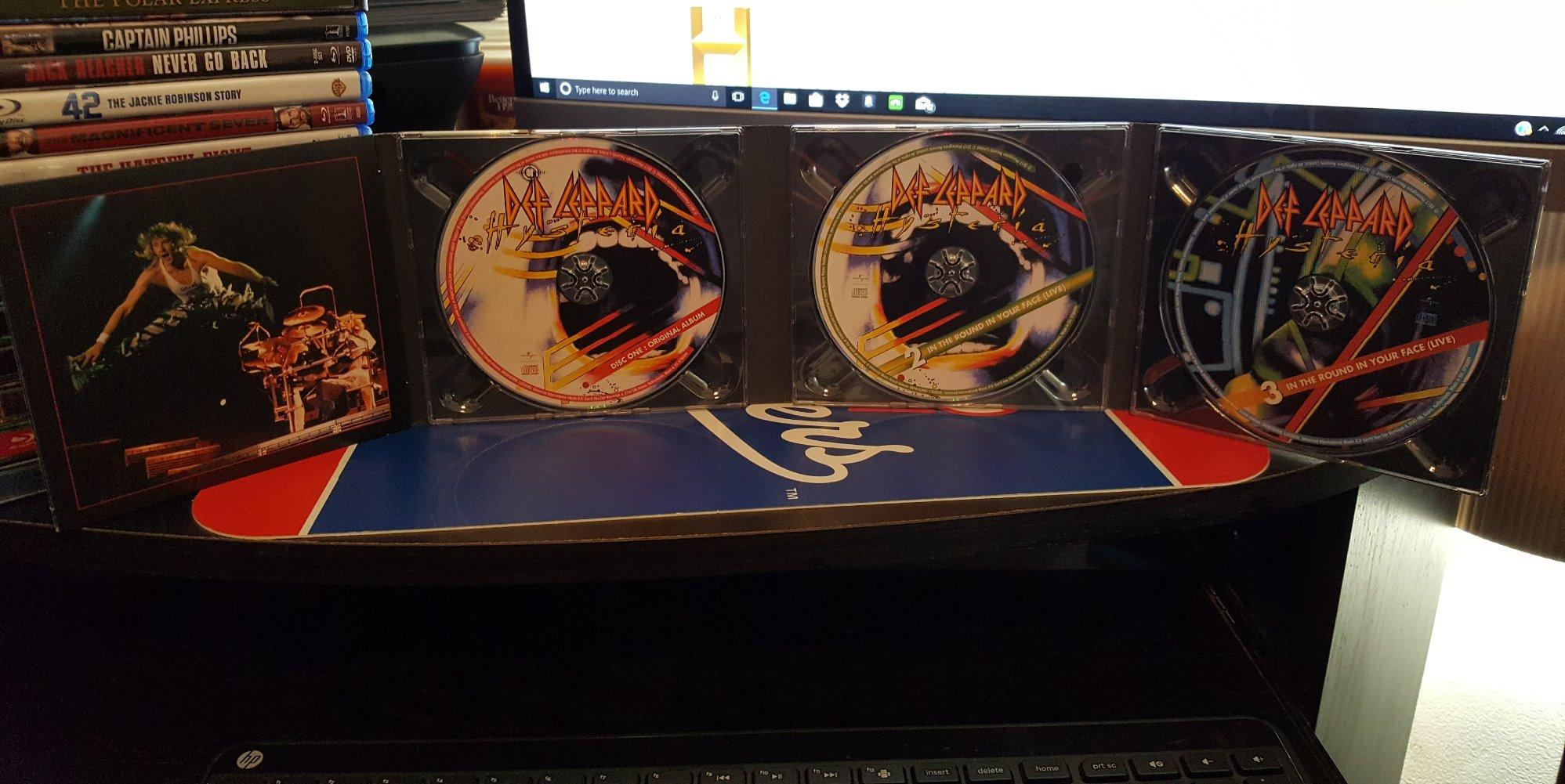 Amazon.com: Hysteria[2 LP]: CDs & Vinyl
