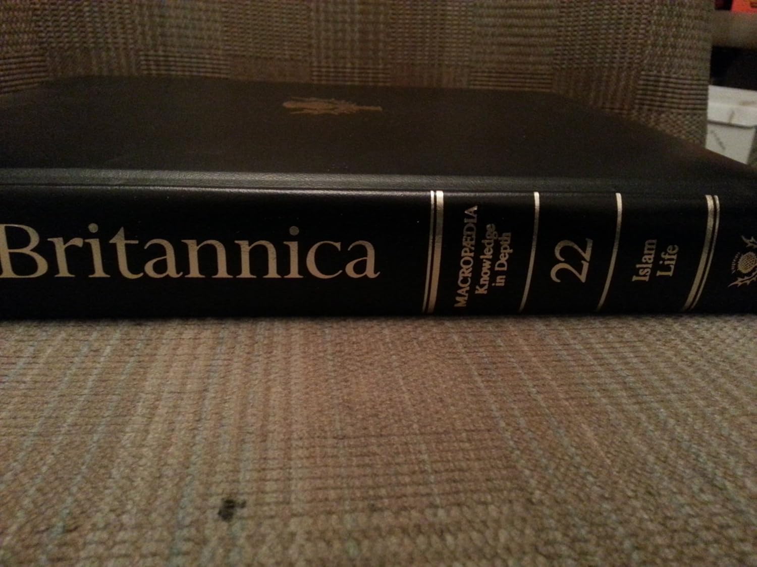 22 - New Encyclopaedia Britannica Macropaedia Knowledge in Depth Volume ...