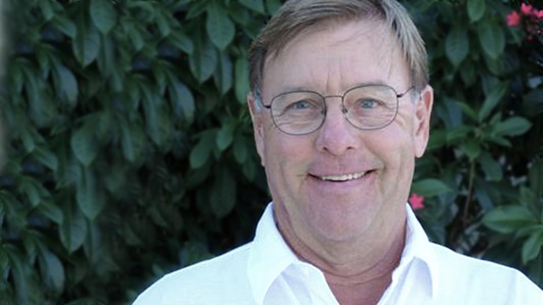 Right Brain Red: 7 Ideas for Creative Success: Guyer, Reyn, Tim Walsh ...