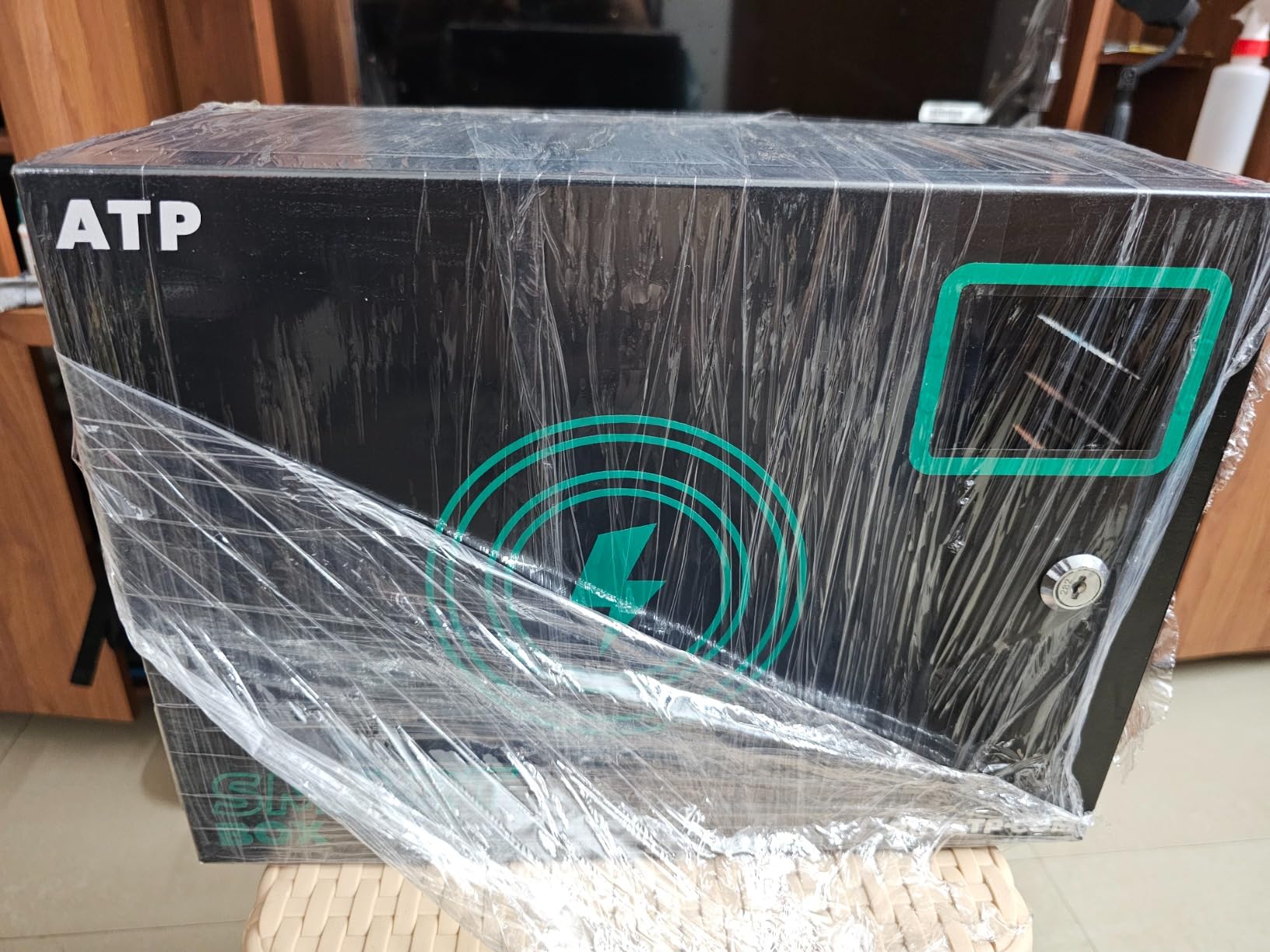 Smart EV Charger Safety Box with Lock Black RFID & Auto Cut for Ola ...