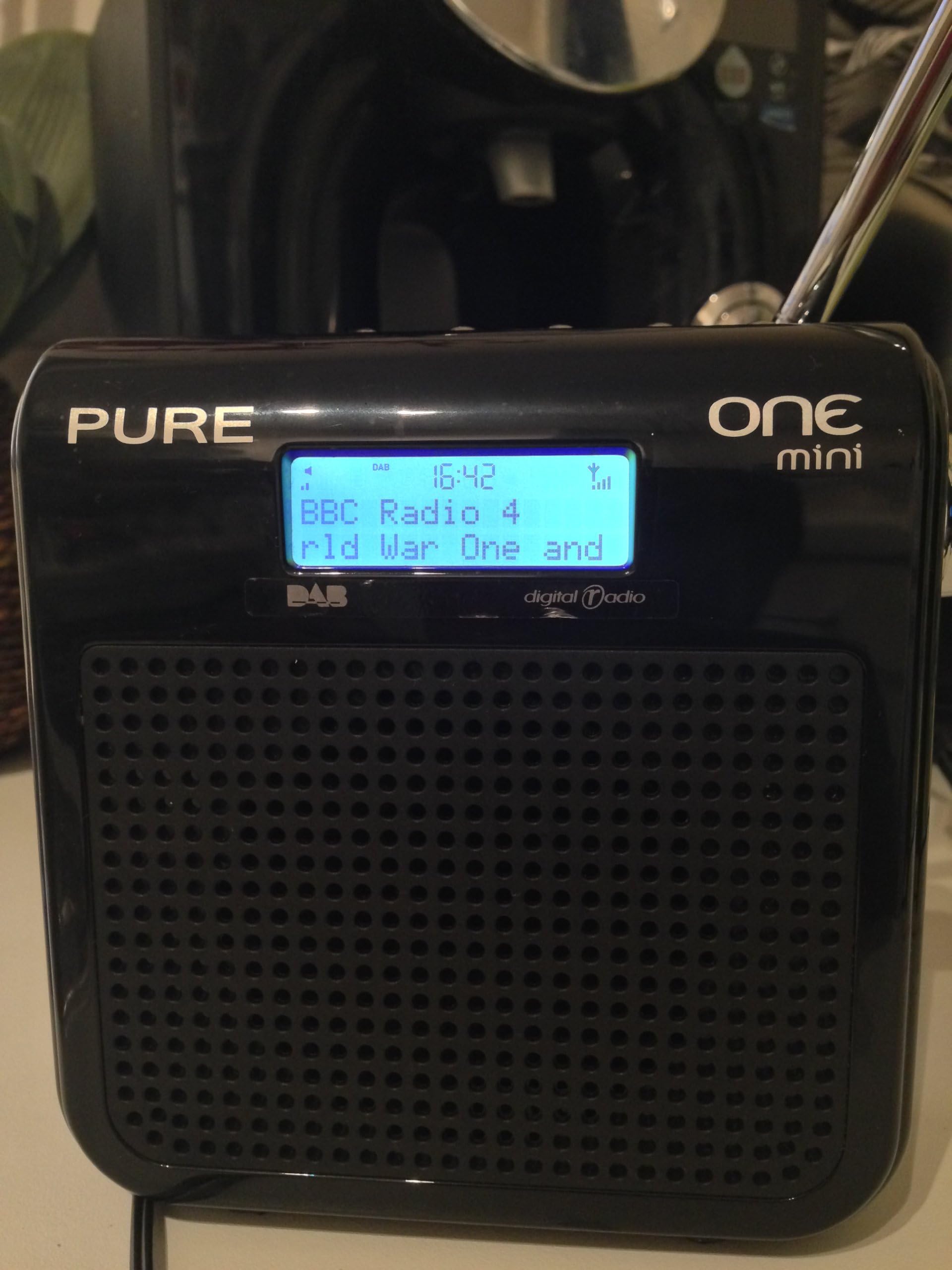 PURE ONE Mini, Compact Portable DAB/FM Radio - Black : Amazon.co.uk ...