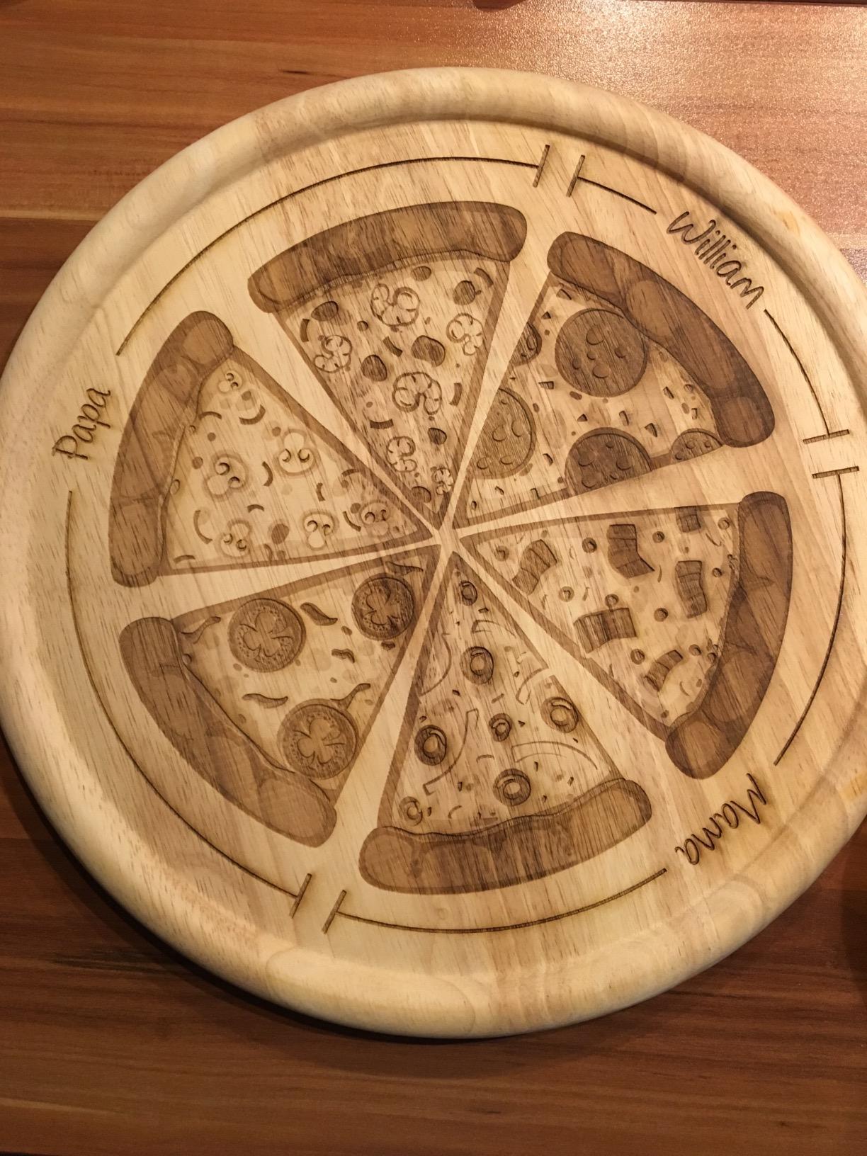 SNEG Pizzateller 32cm aus Holz mit lustiger, persönlicher Gravur und ...