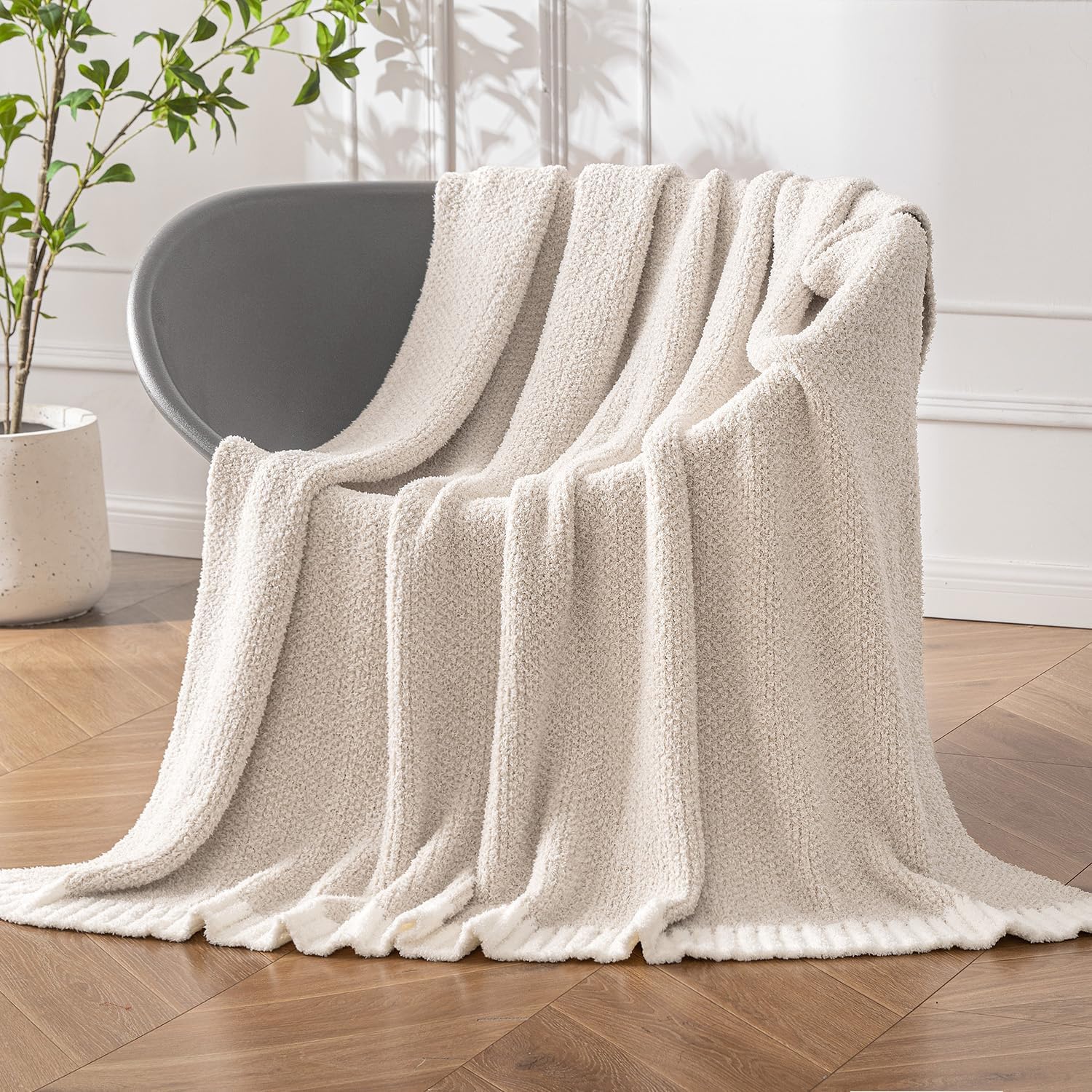 Amazon.com: MIULEE Cream Super Soft Throw Blanket for Couch, Cozy ...