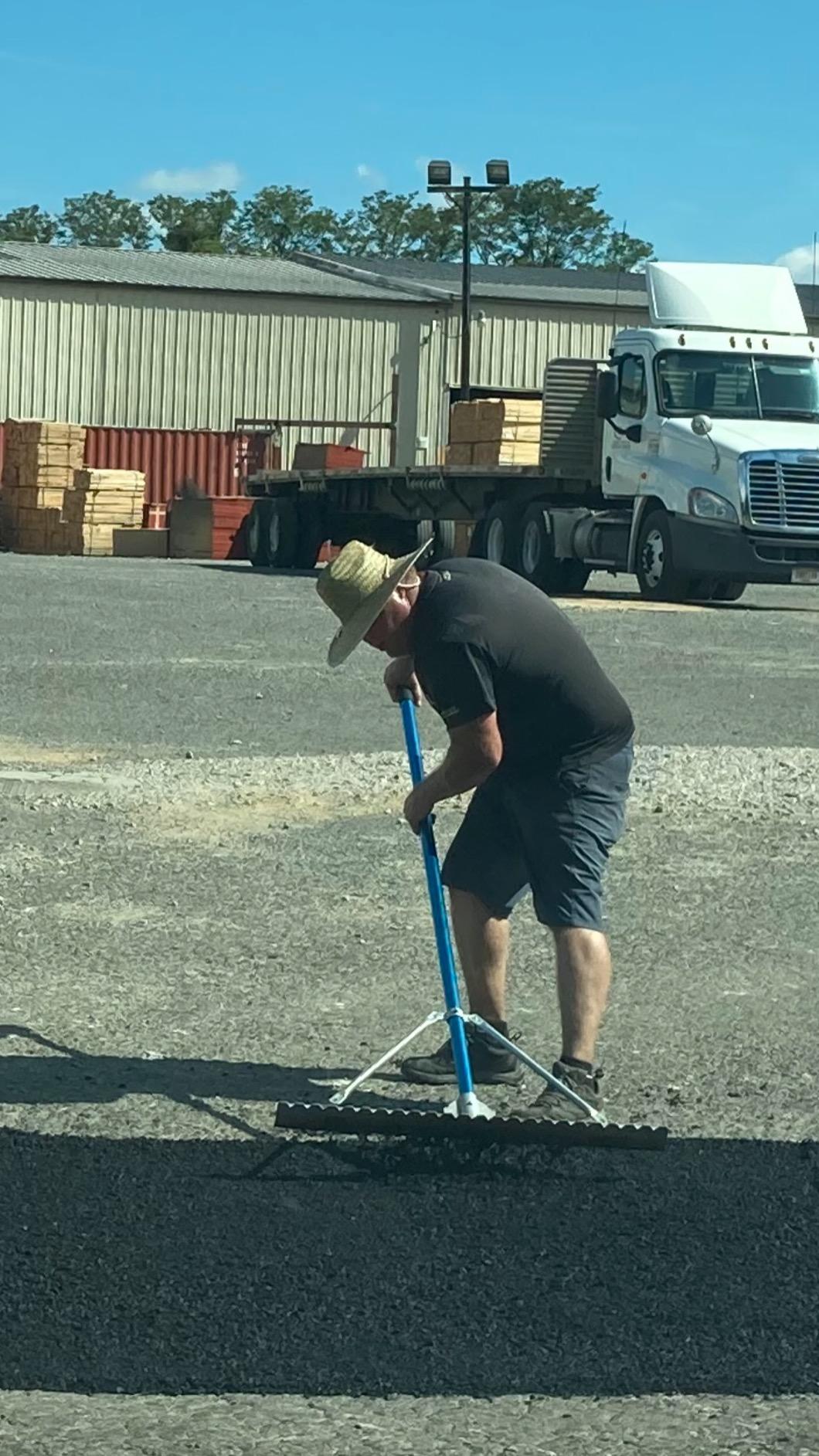 Amazon.com: Bon Tool 12-230 24-Inch Aluminum Asphalt Lute Rake with 6 ...