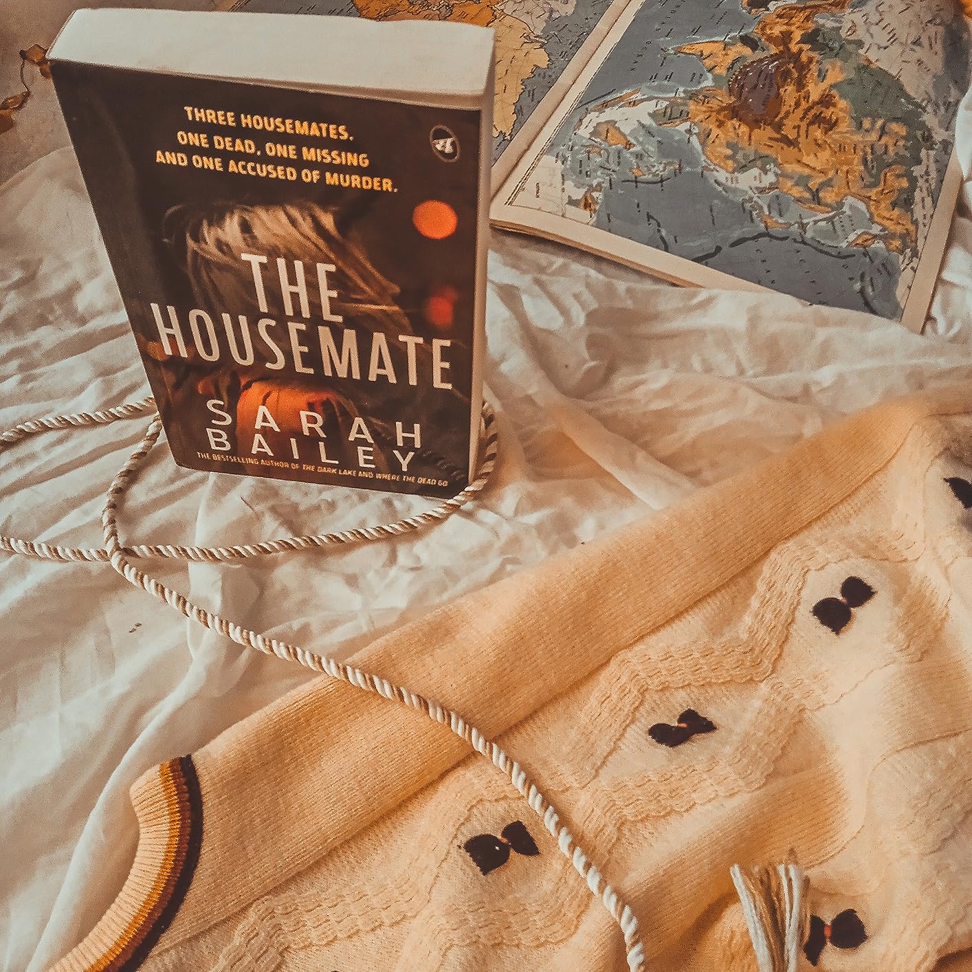 The Housemate : Bailey, Sarah: Amazon.in: Books