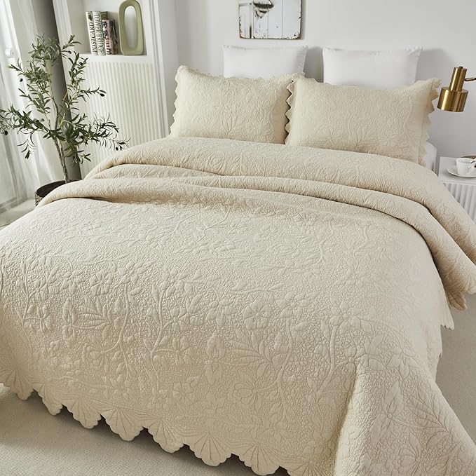 Amazon.com: Brandream Beige Quilts Queen King Size Cotton Luxury Quilt ...