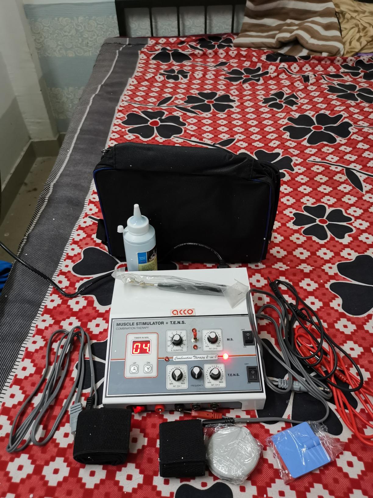 Acco Physiotherapy Tens & Muscle Stimulator Combination Machine with ...