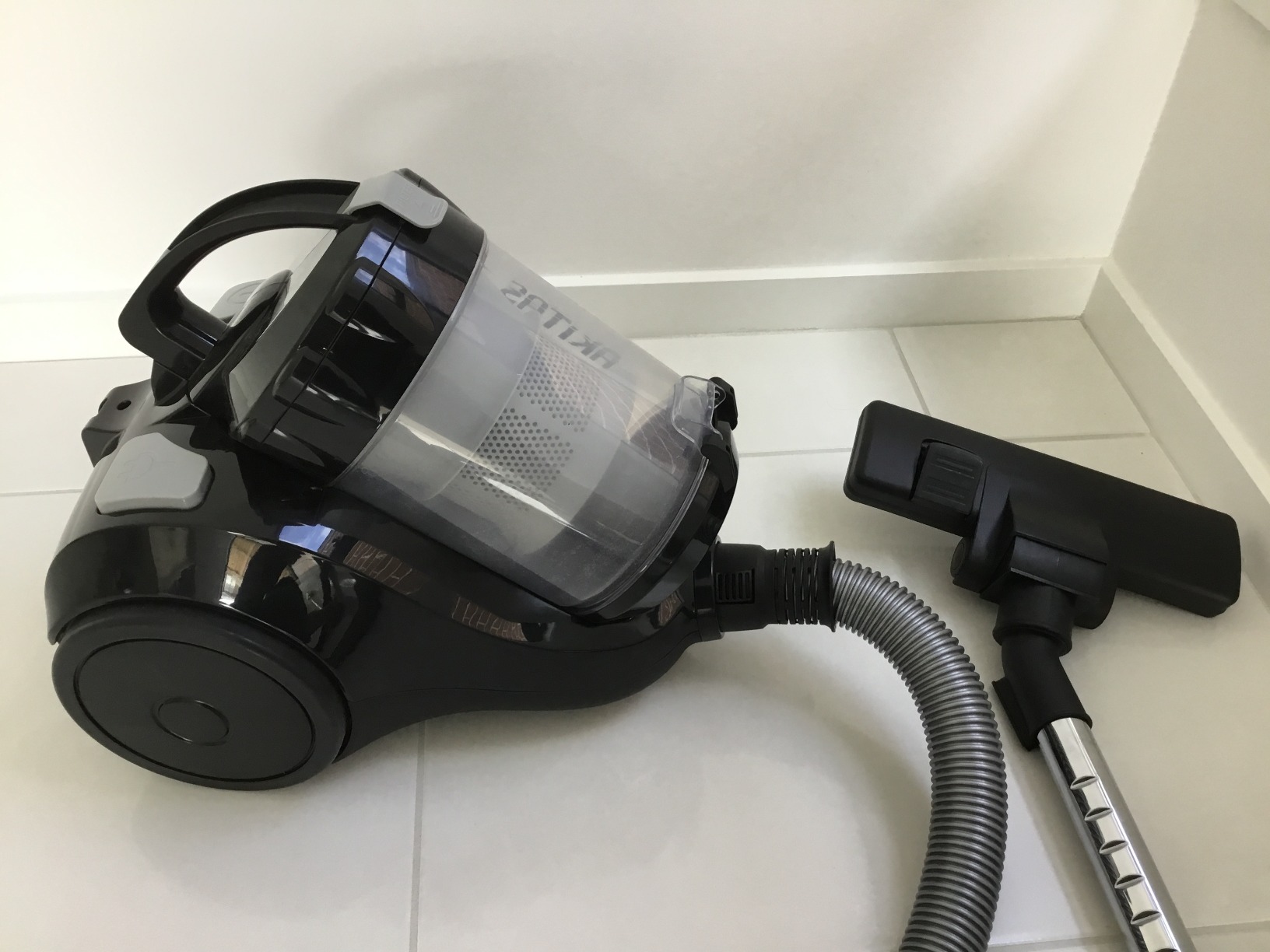 New 2400W Cylinder Vacuum Cleaner Bagless Cyclonic Hepa Filter at ...