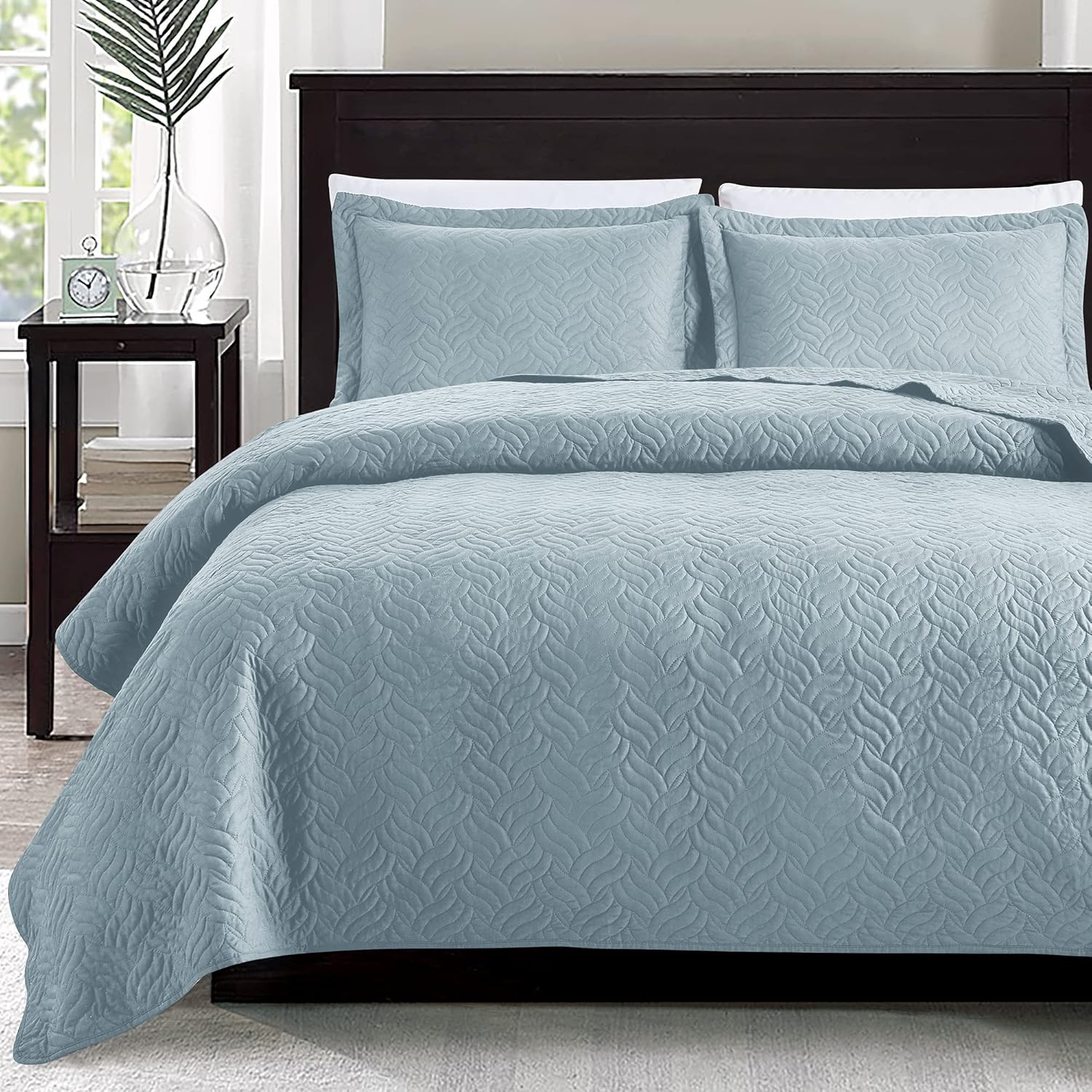 Amazon.com: Love's cabin Quilts for Queen Bed Light Blue Bedspreads ...