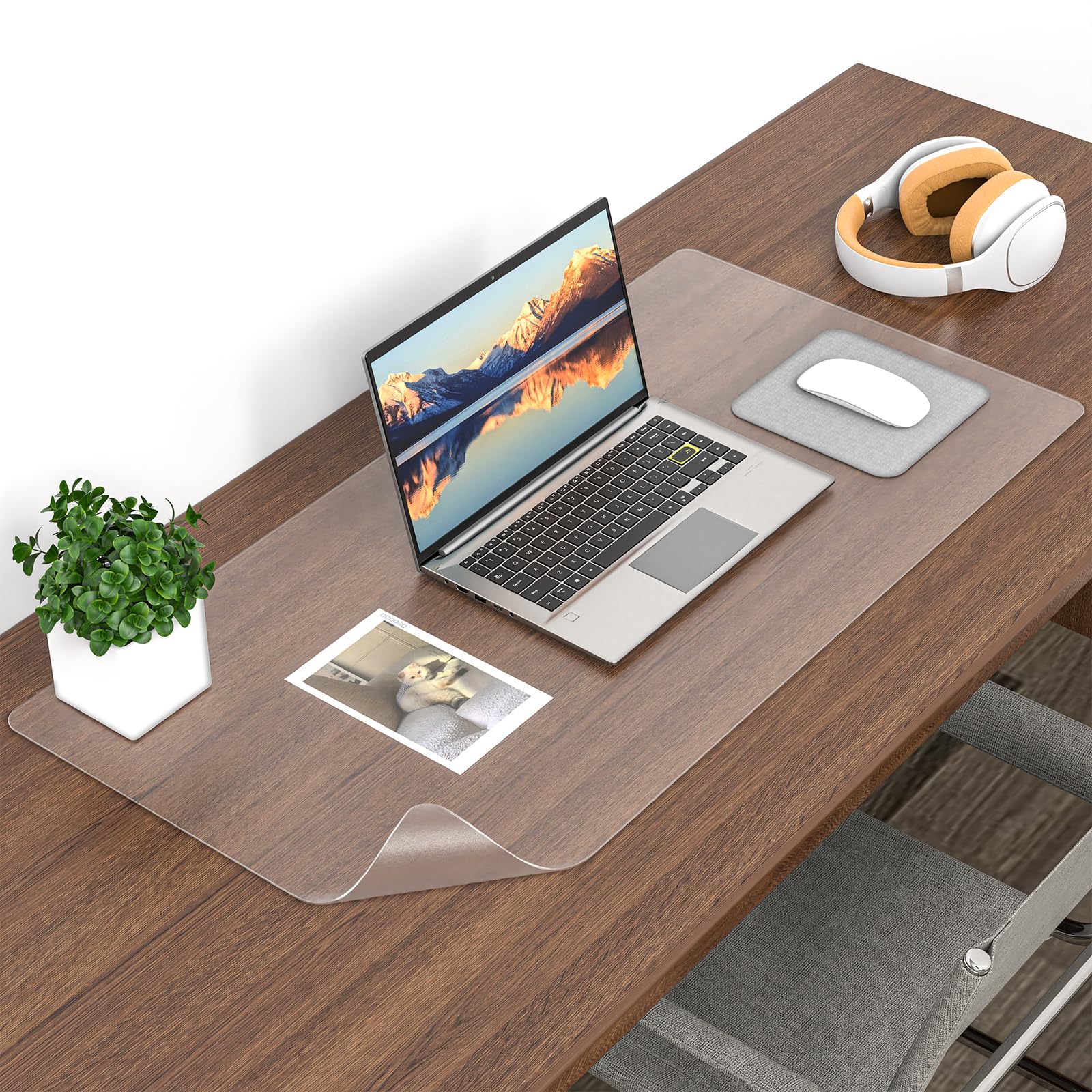 Amazon.com : ORUPT Frosted Clear Desk Mat, Non-Slip PVC Clear Desk Pad ...