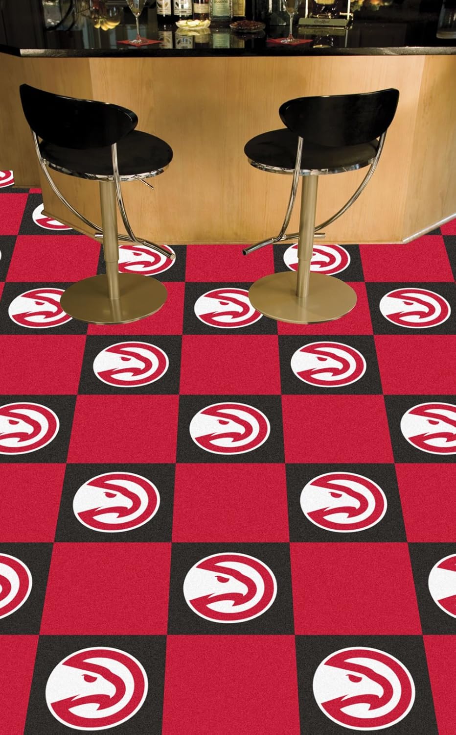 Amazon.com: Fan Mats 9203 NBA - Atlanta Hawks 18" x 18" Team Carpet ...
