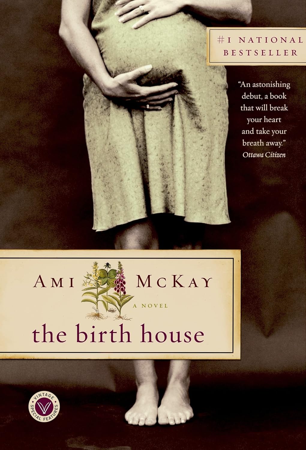 Amazon.com: The Birth House: 9780676977738: McKay, Ami: Books