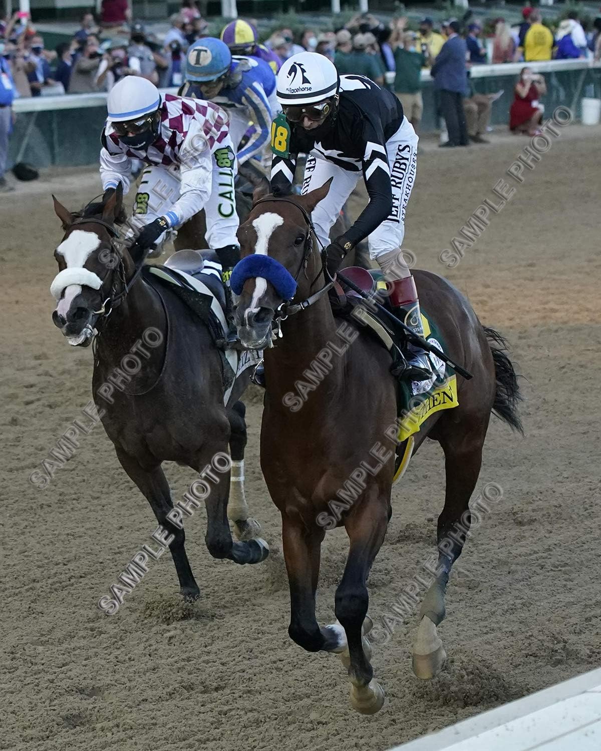Amazon.com: SPORTSPHOTOSUSA Authentic & Tiz The Law Battle 2020 ...