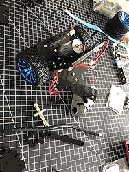 Adeept Mars Rover PiCar-B WLAN-Smart-Robot-Auto-Kit für Raspberry Pi 4/ ...