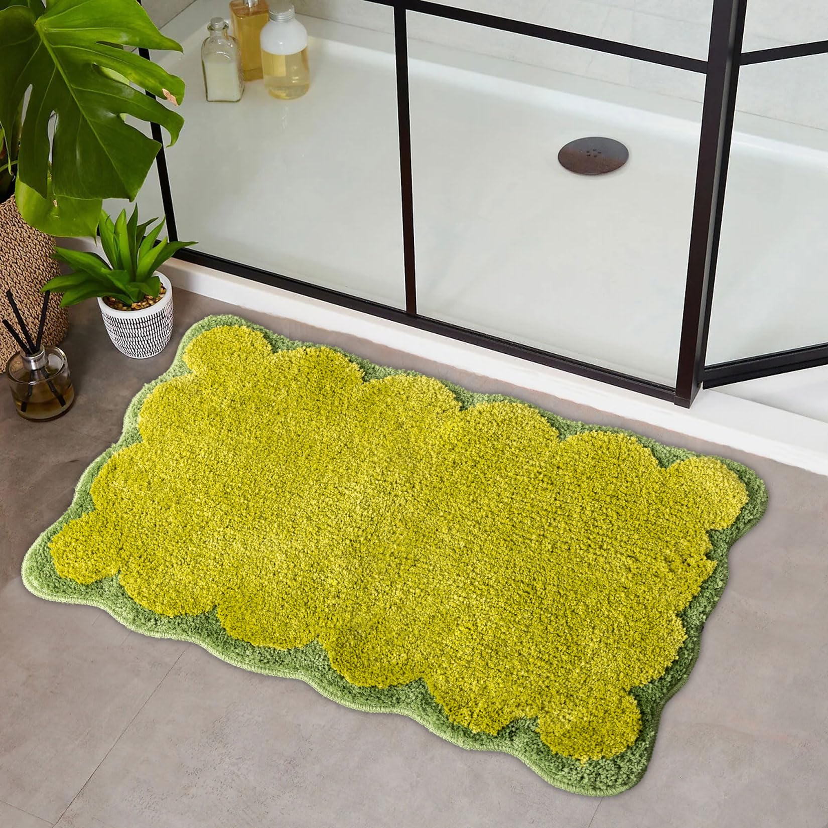 Amazon.com: Urtlmaji Scalloped Bath Mats Green Bathroom Rugs Non Slip ...