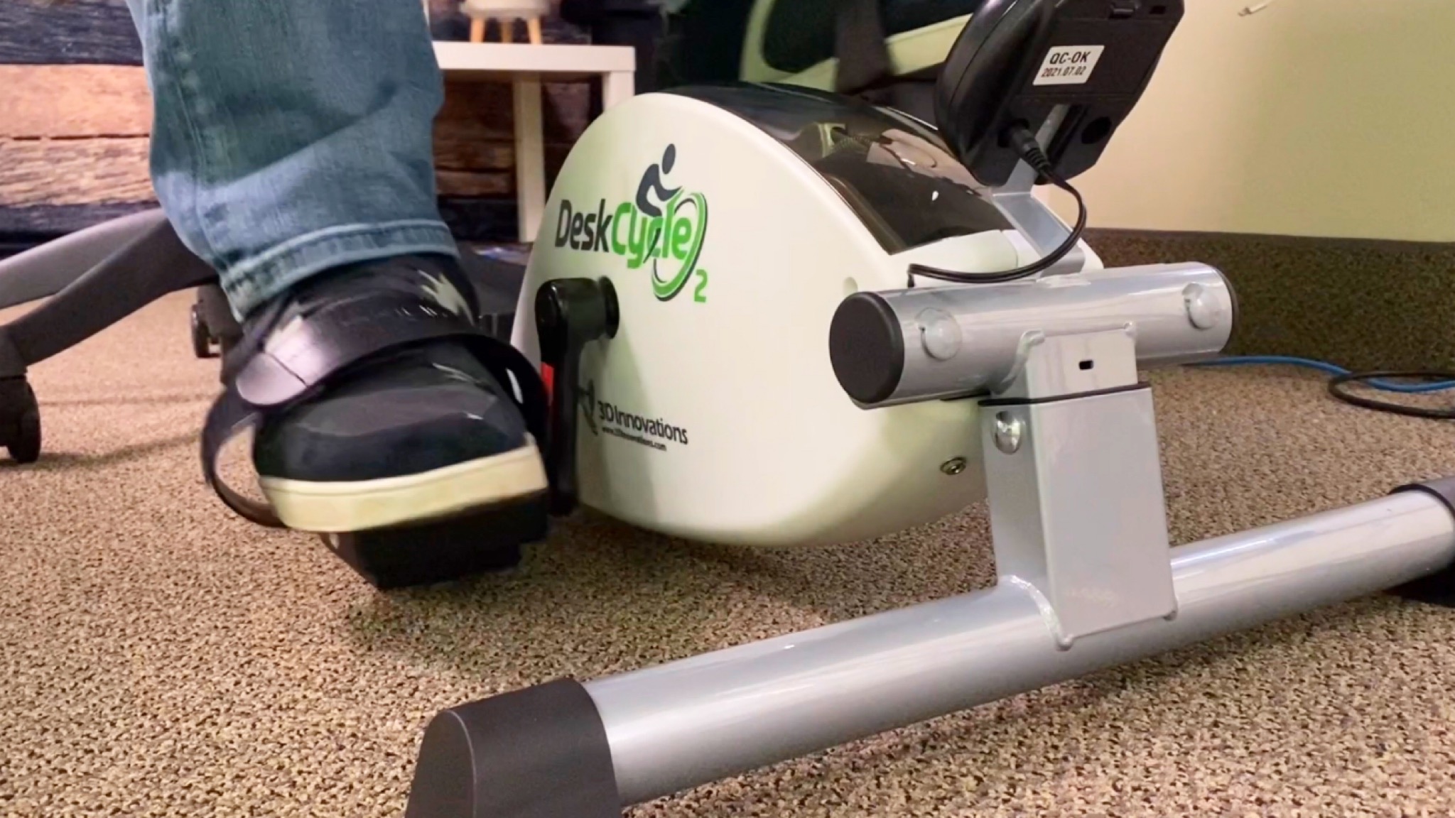 Watch REVIEW DeskCycle 2 Under Desk Bike Pedal Exerciser on Amazon Live