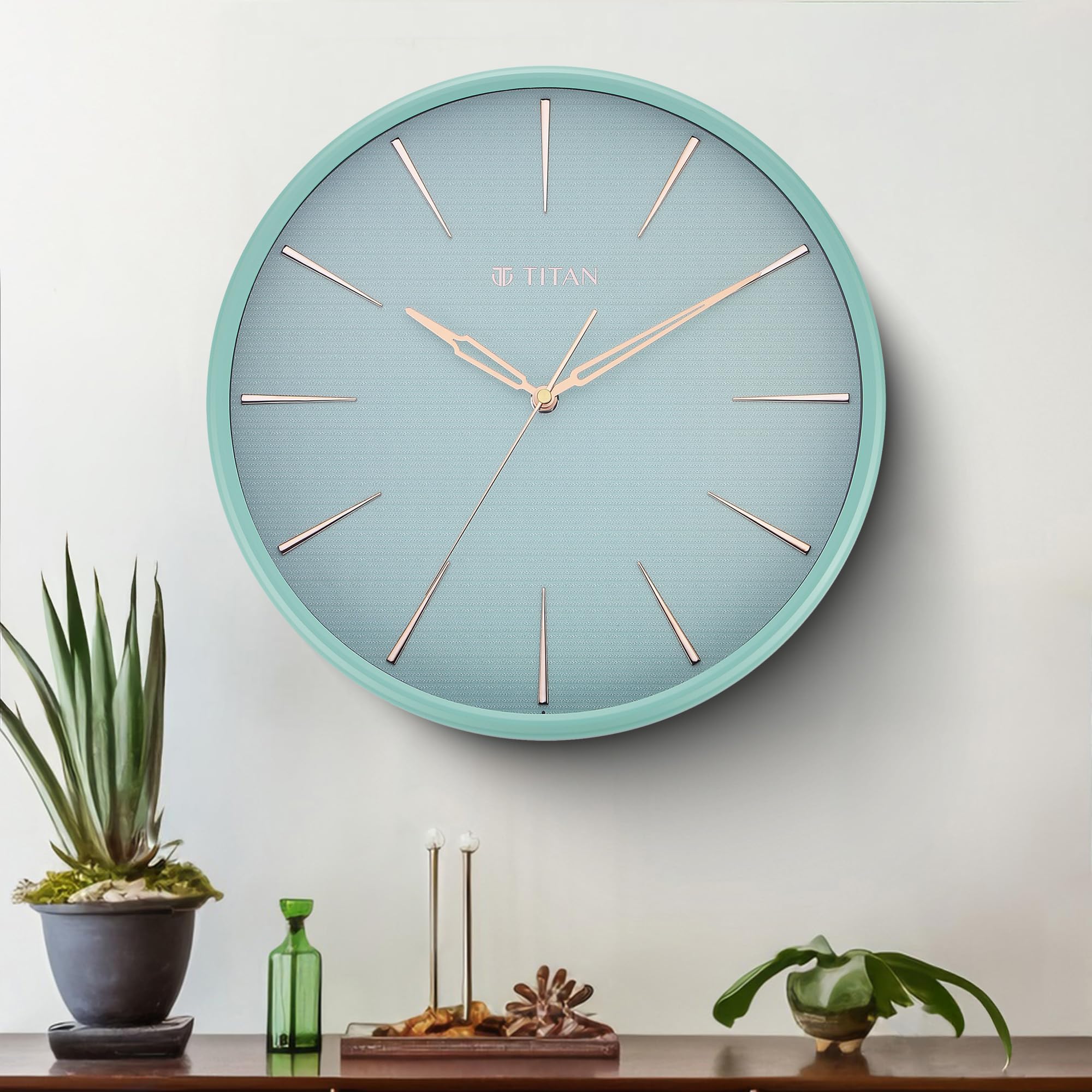 Titan Wood & Glass Fusion Wall Clock - 32 Cm X 32 Cm (Medium), Analog ...