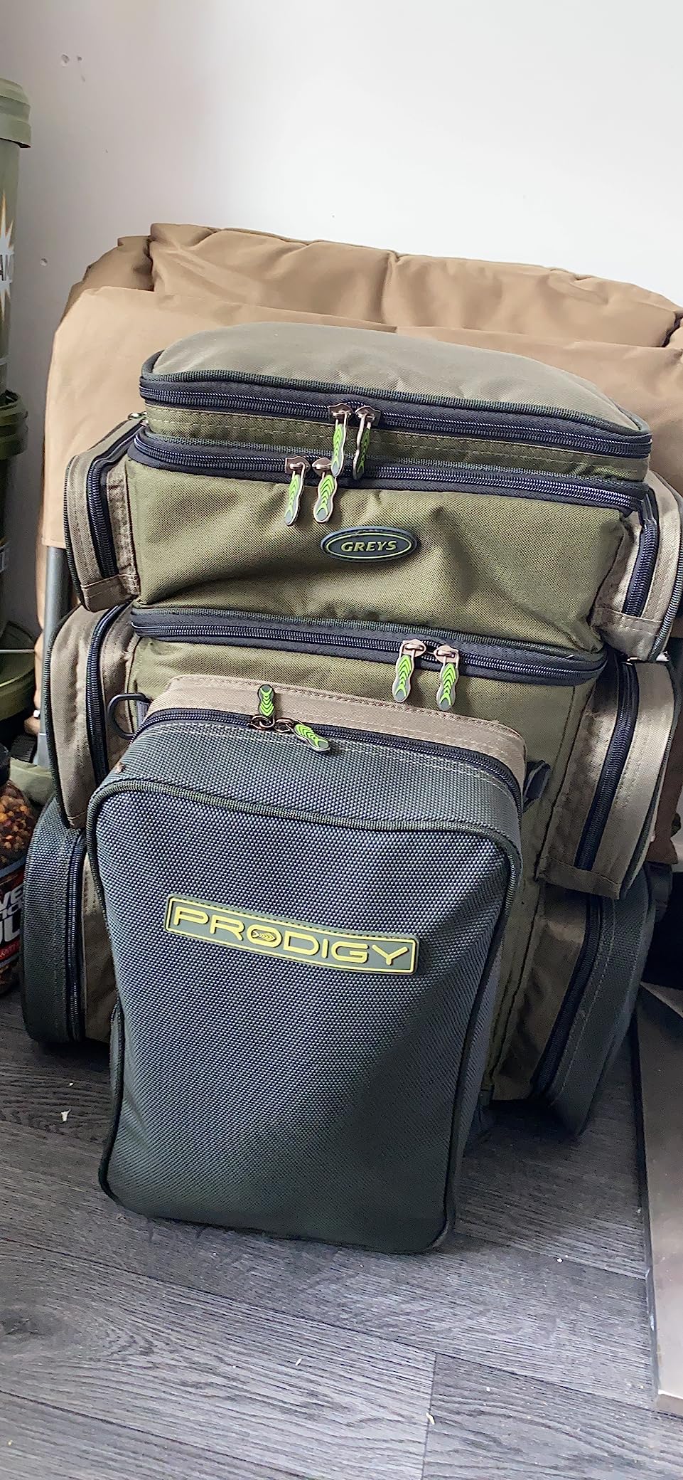 Greys Prodigy Tackle Base Fishing Rucksack Carp Coarse Specimen Angling ...